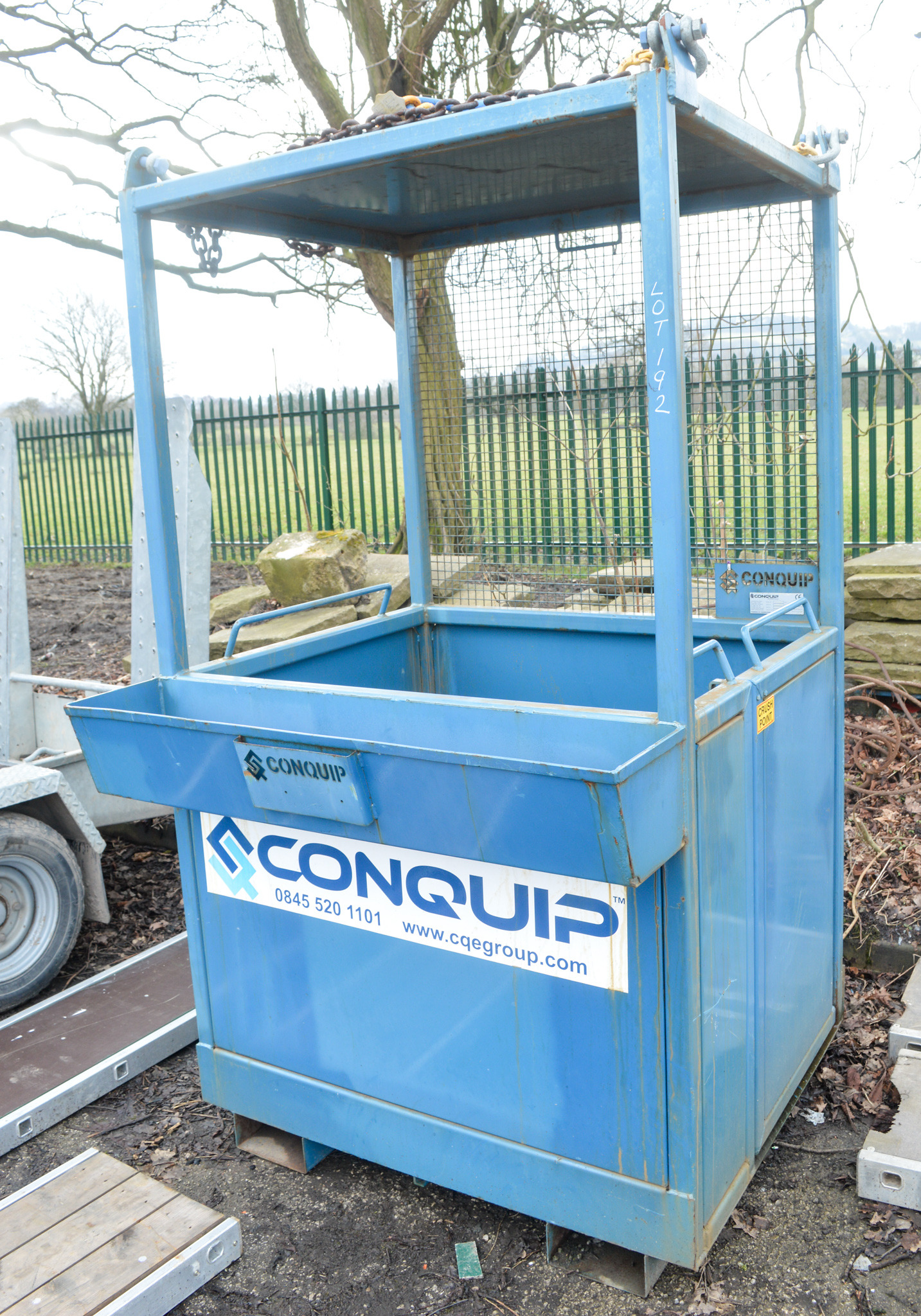 Conquip 2 person man lift cage