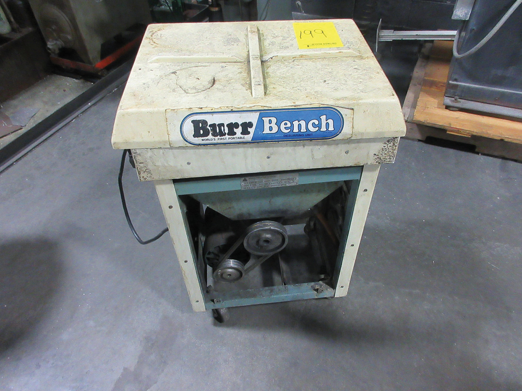 BURR BENCH 914 HD DEBURRER; S/N 14BB-85-024