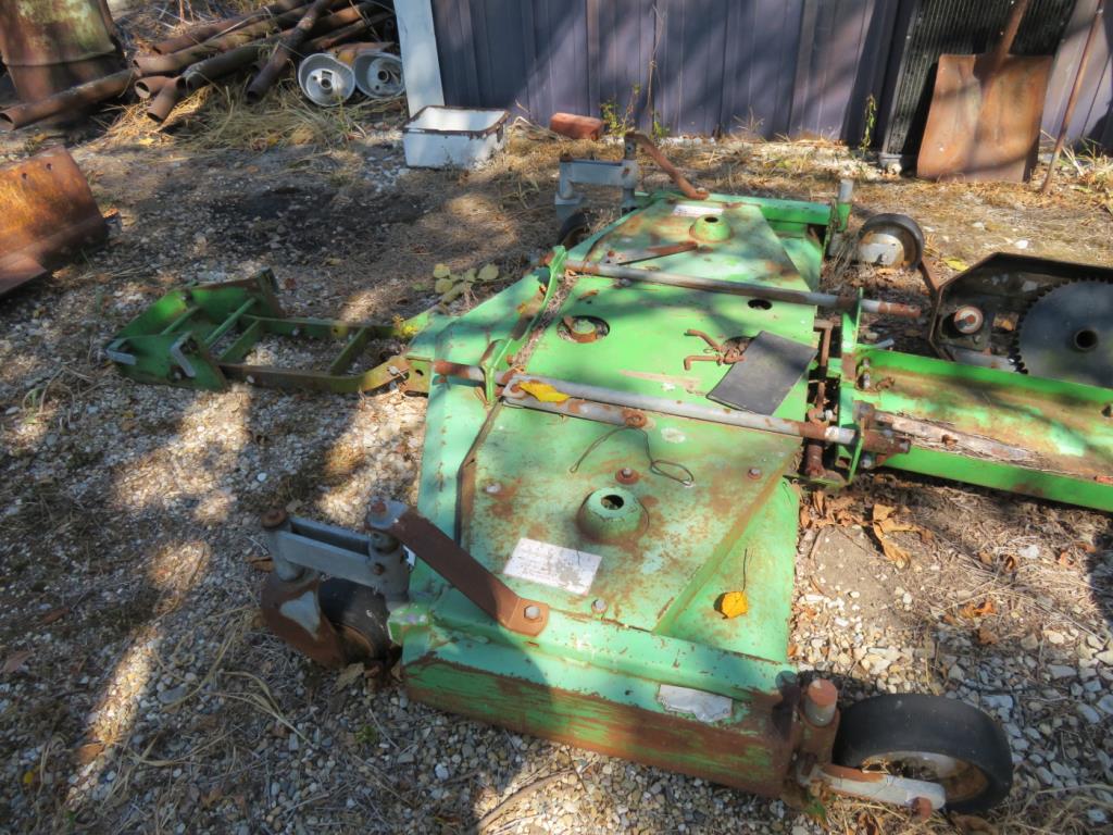 Deutz Allis 5215 18HP riding tractor, HST, 865 hrs w/ft mowing deck