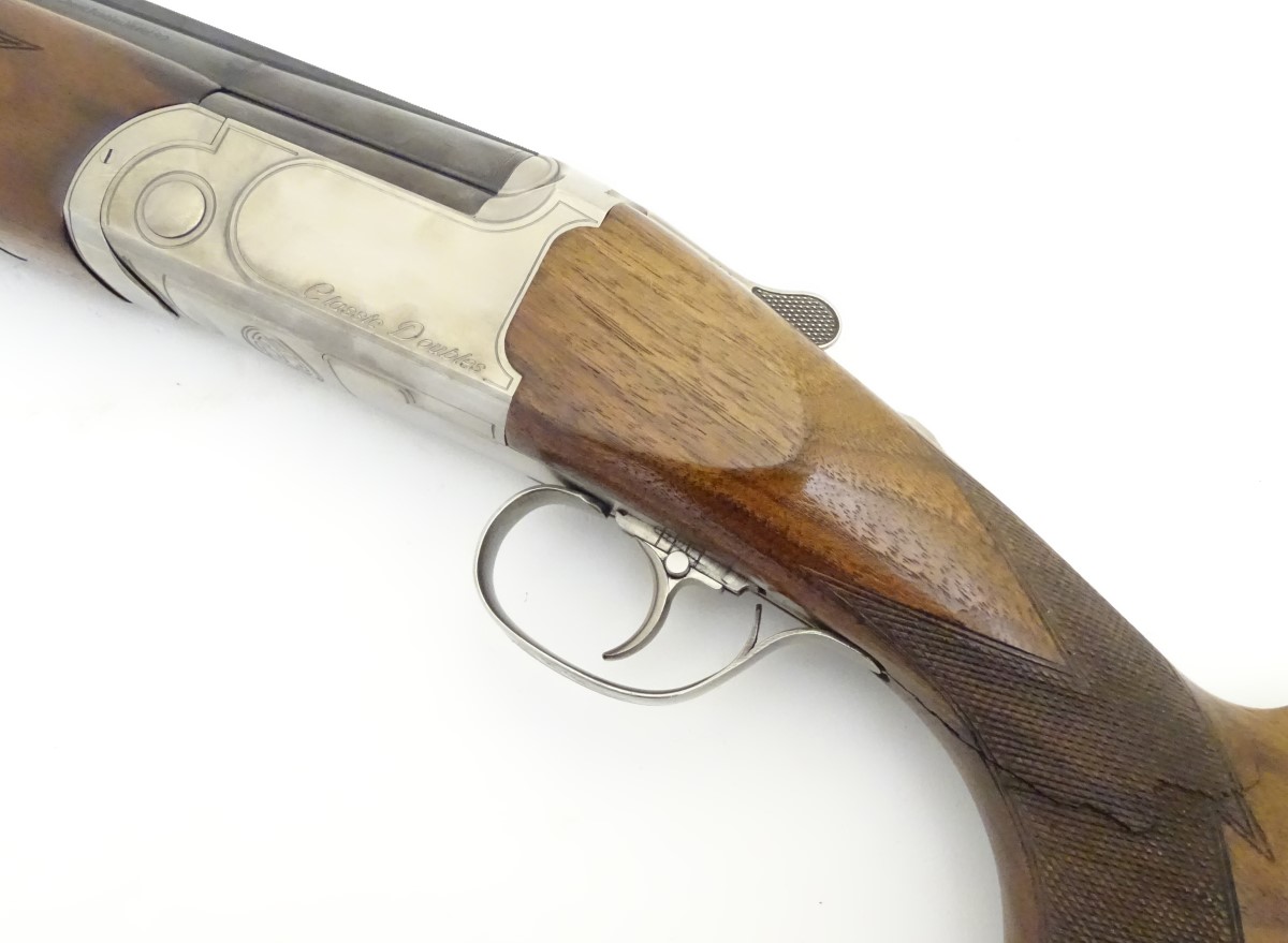 Shotgun: a Marocchi/Classic Doubles 'Model 92' 12 bore over & under ...