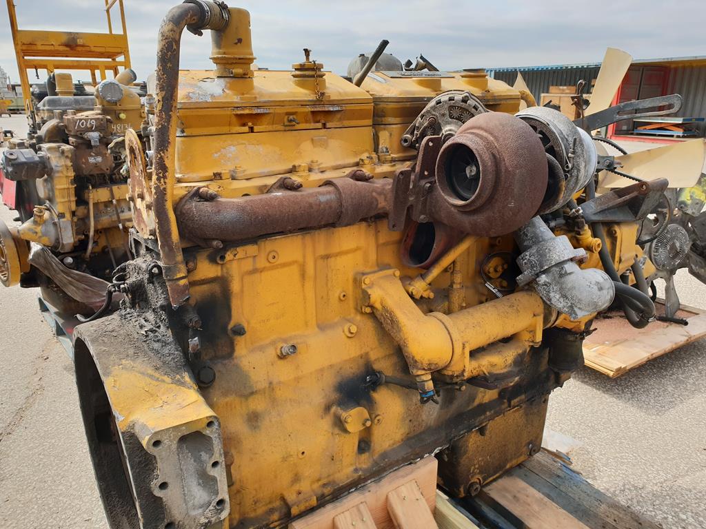 * Caterpillar Model 3406B 6 Cylinder Turbo Diesel Engine. Please note ...