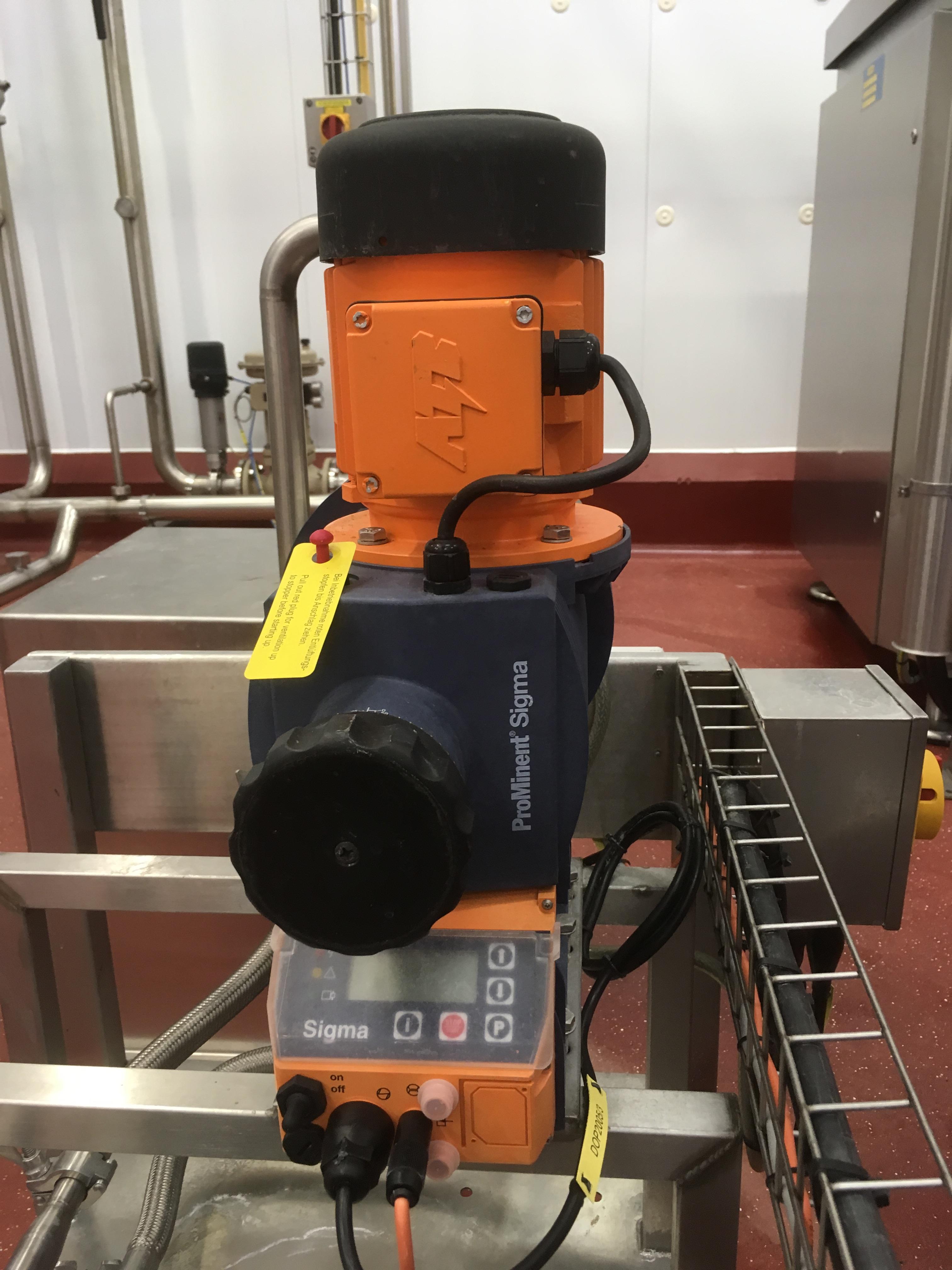 * Stainless Steel Skid Mounted Prominent Sigma Vitamin Dosing Pump with ...