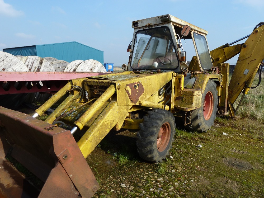 JCB 3C III backhoe excavator, B259 MBJ, 3 in 1 front bucket, 2 wheel ...