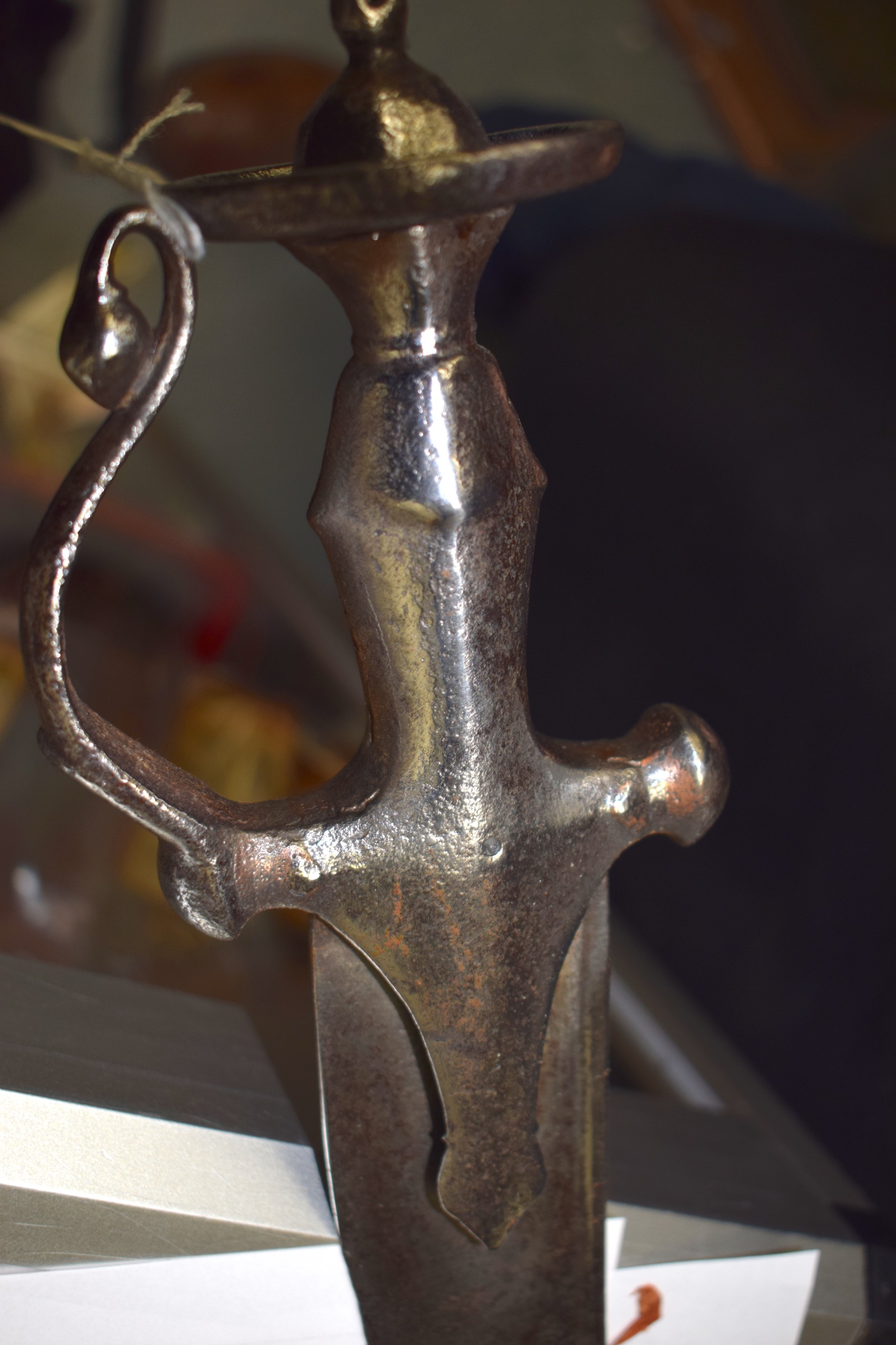 A 19TH CENTURY MUGHAL STEEL TALWAR SWORD with crucifix type handle and ...