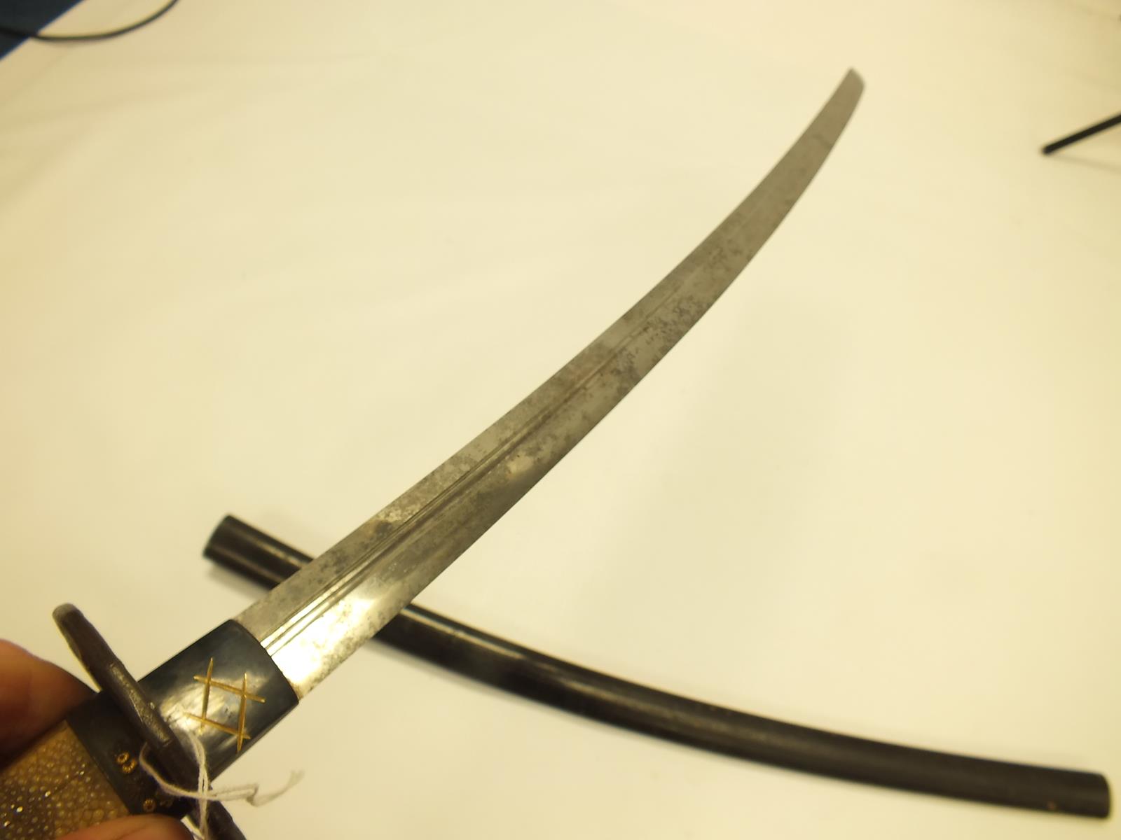 A JAPANESE KATANA, 68cm blade, with one narrow and one broad fuller ...