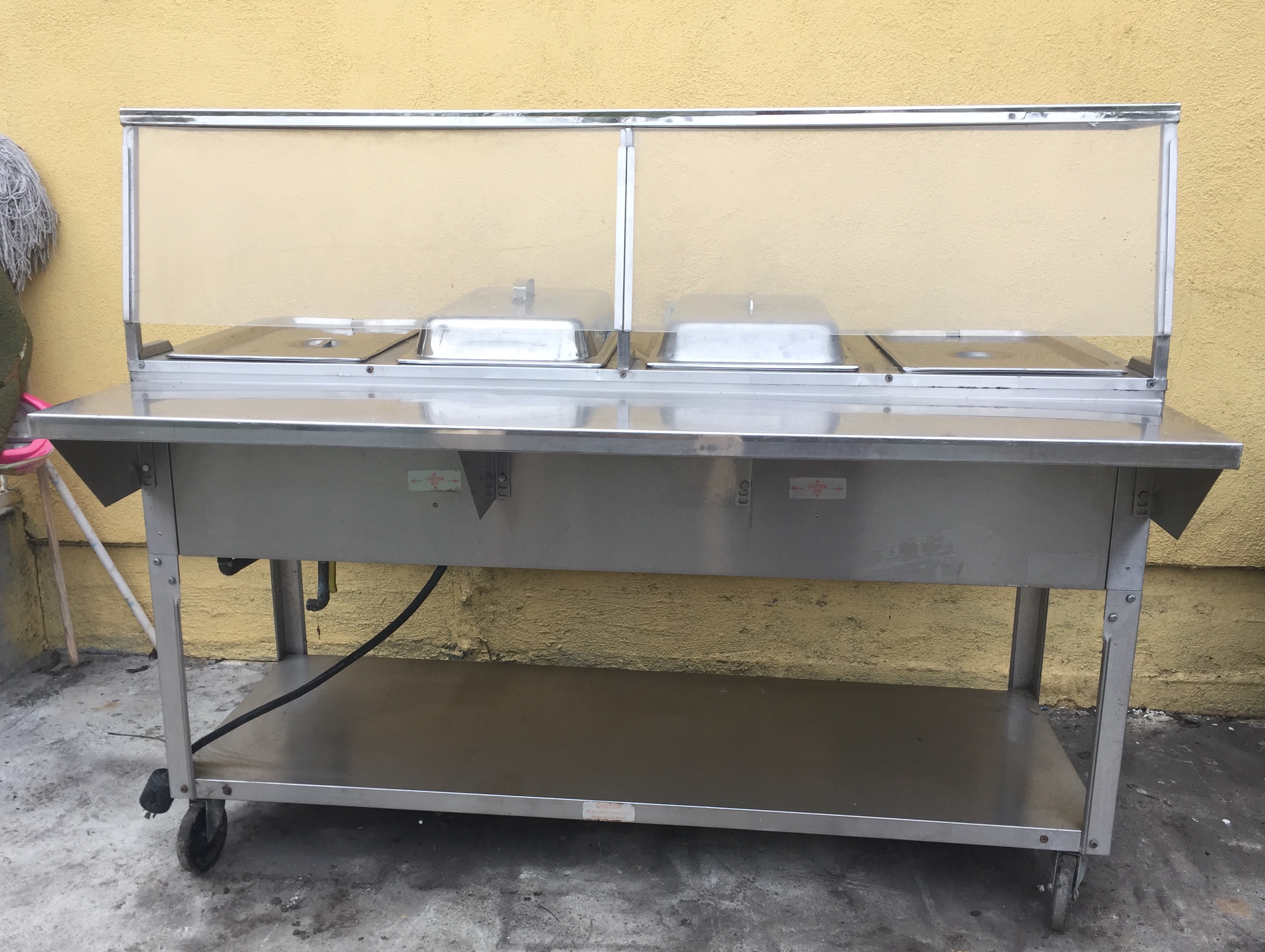 COMMERCIAL CAFETERIA STYLE FOOD SERVING LINE W/SNEEZE GUARD, HOT WELL ...