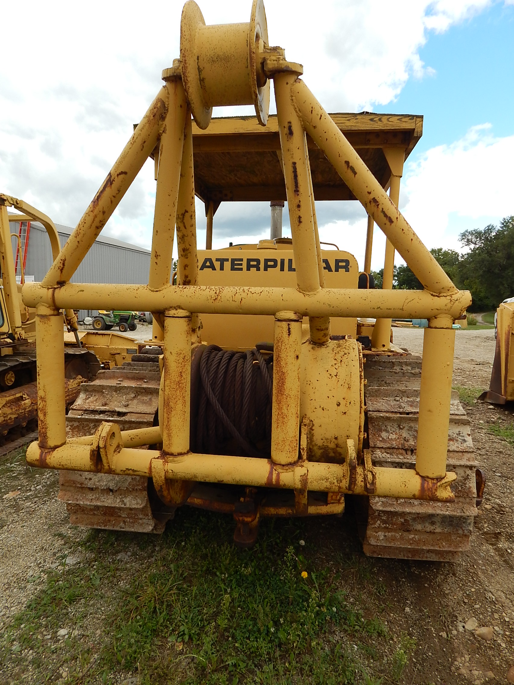 Caterpillar D7C Crawler Dozer, 9 ft 8 in Blade, Hyster D7N Winch, 5 ...