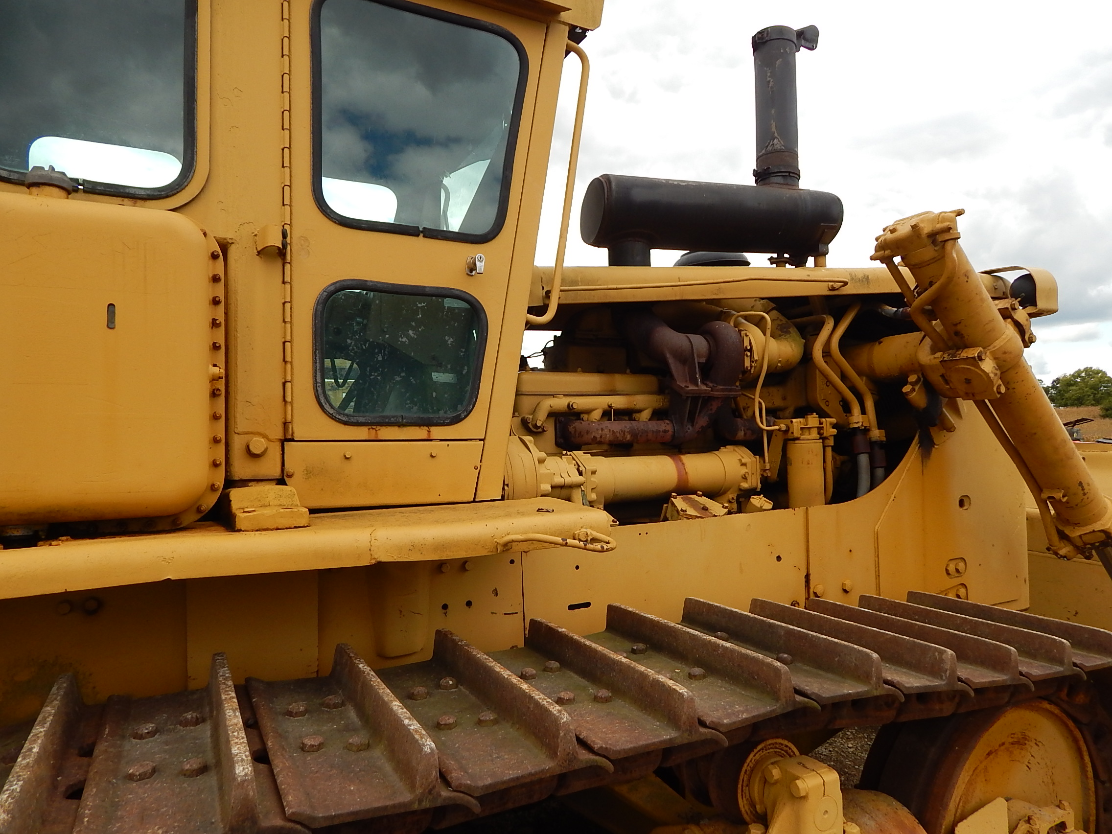 Caterpillar D9H Crawler Dozer, 13 ft 6 in Blade, OROPS, D353 Turbo ...