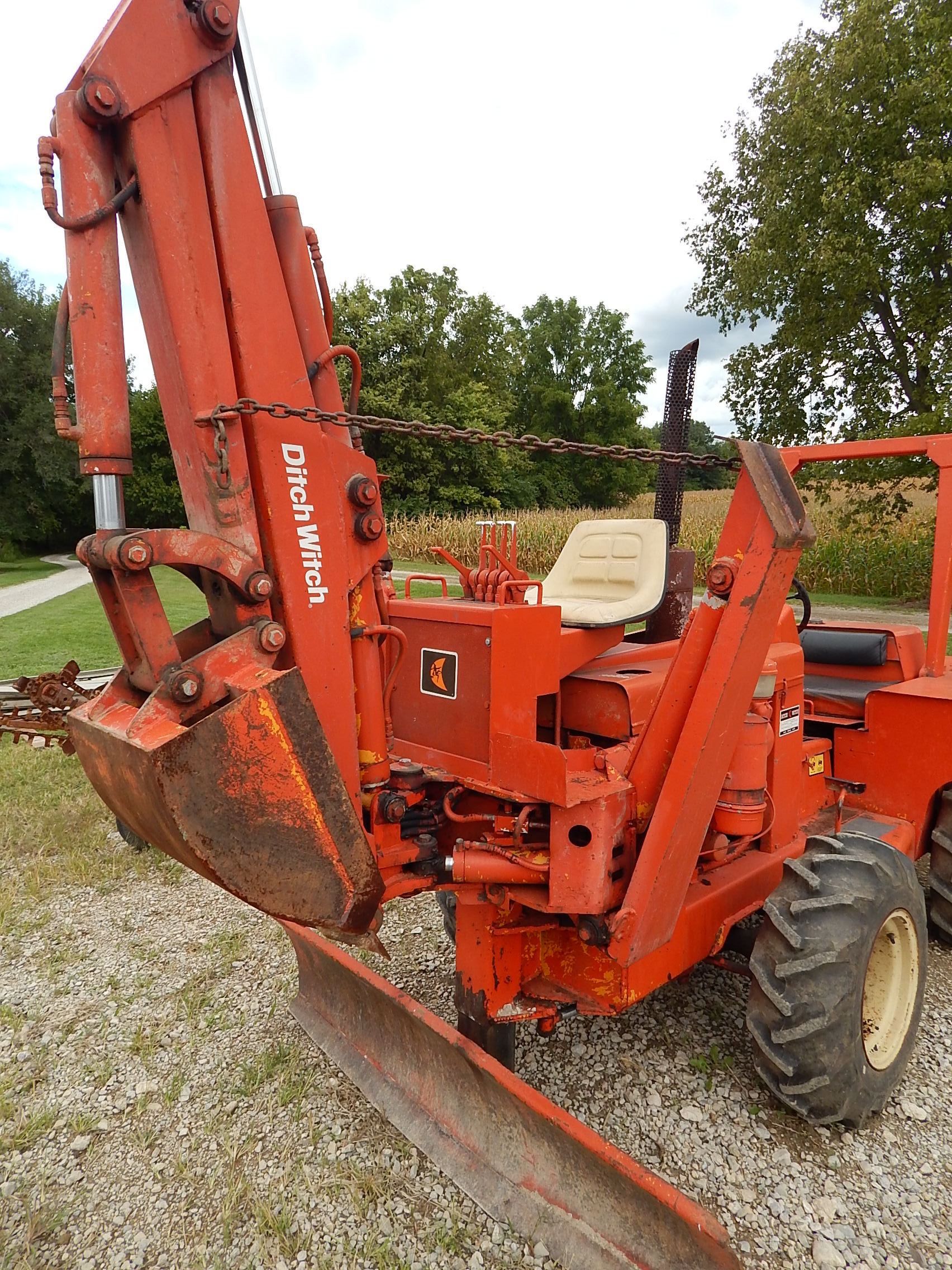 Ditch Witch R65 4 x 4 Trencher w/ 7 ft Depth, 308 Hours, Backhoe ...
