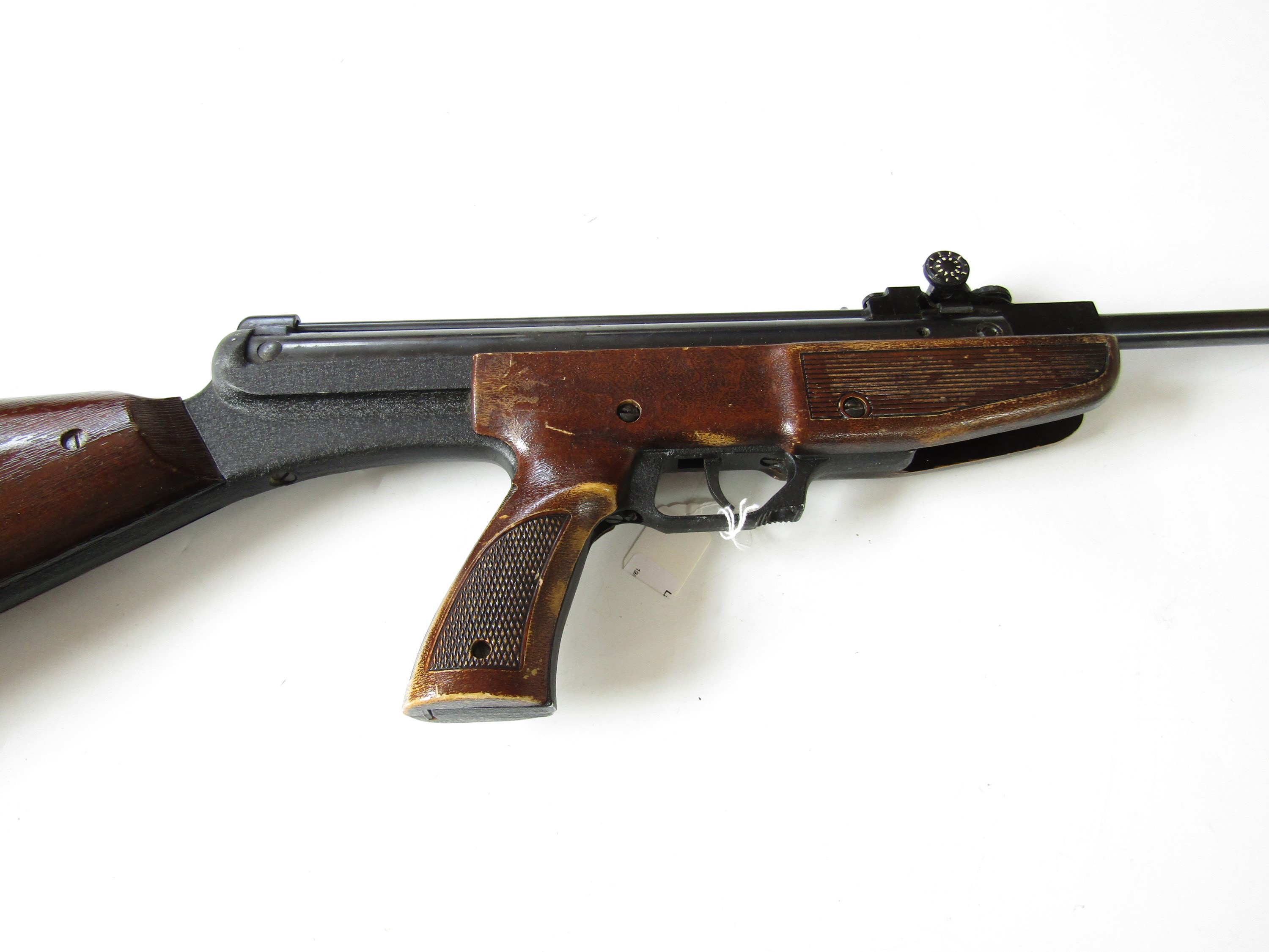 A Vintage El Gamo 177 Calibre Air Rifle a-vintage-el-gamo-177-calibre-air-rifle