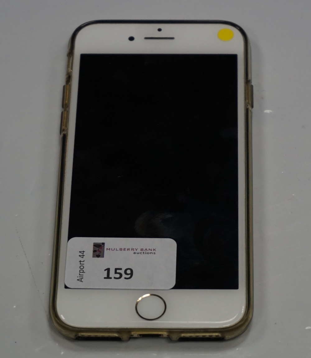 APPLE IPHONE 7 - MODEL A1778 IMEI: 353803085313732. i-cloud protected ...