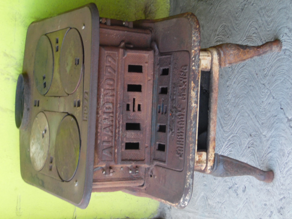 ALAMO antique wood stove made in Chihuahua, measures approximately 51 ...