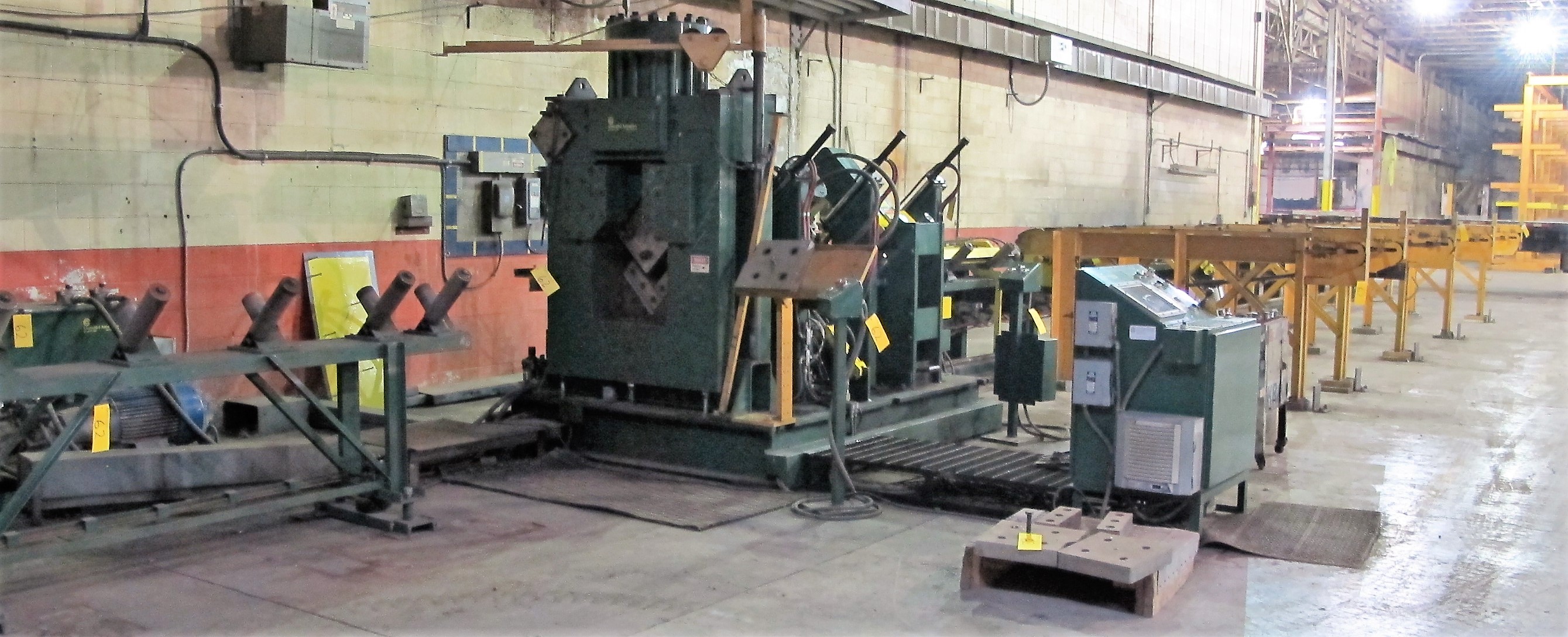 CONTROLLED AUTOMATION ANGLE MASTER ABL-100 ANGLE IRON PUNCH/SHEAR, WEB ...