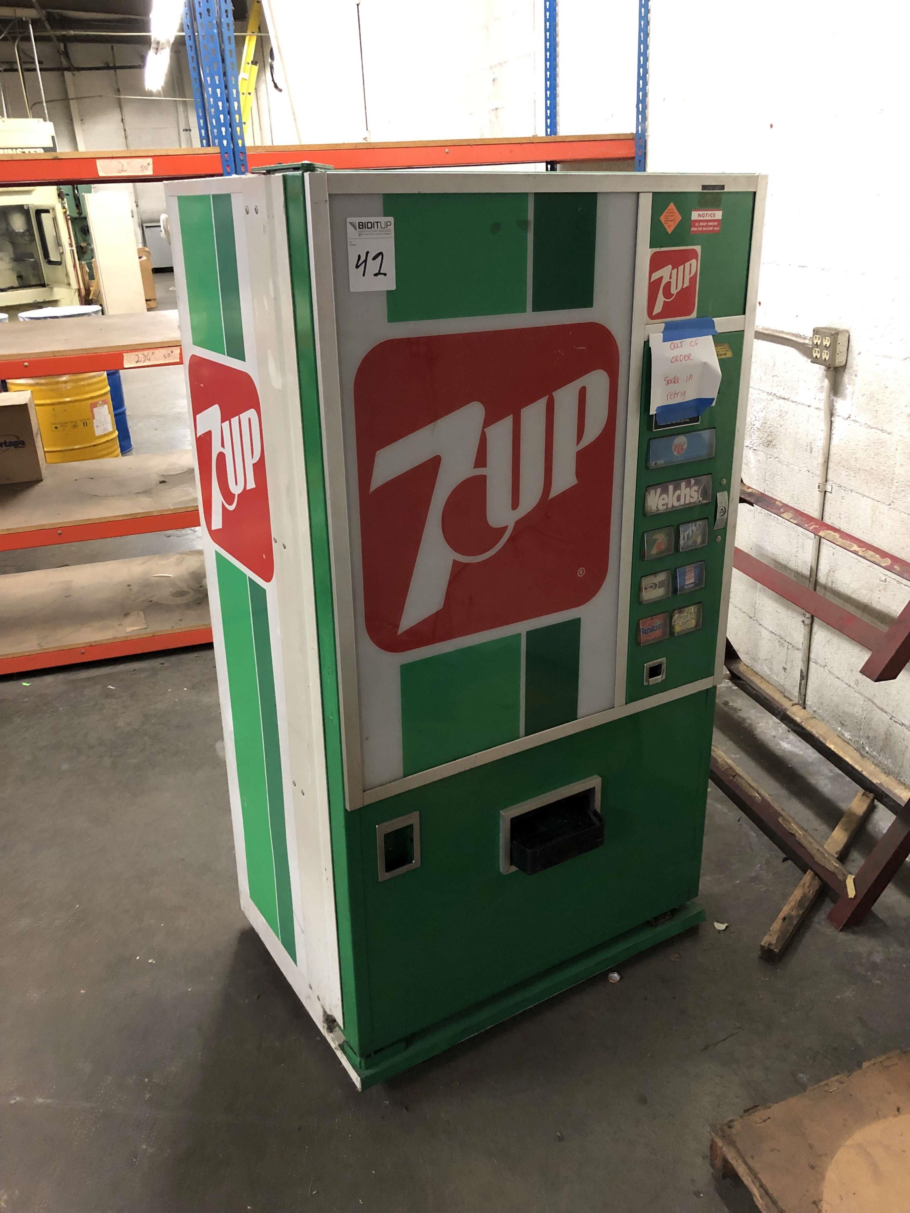 7 UP Vending Machine