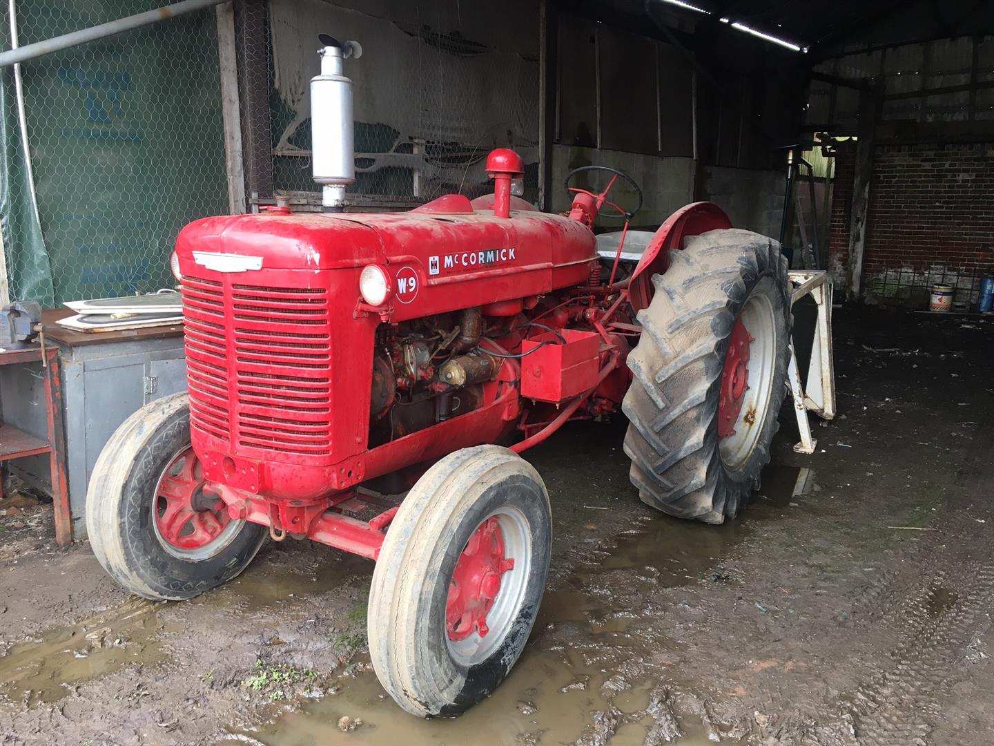 IH McCORMICK WD9 diesel TRACTOR Serial No. 66324 Fitted with a WD9 ...