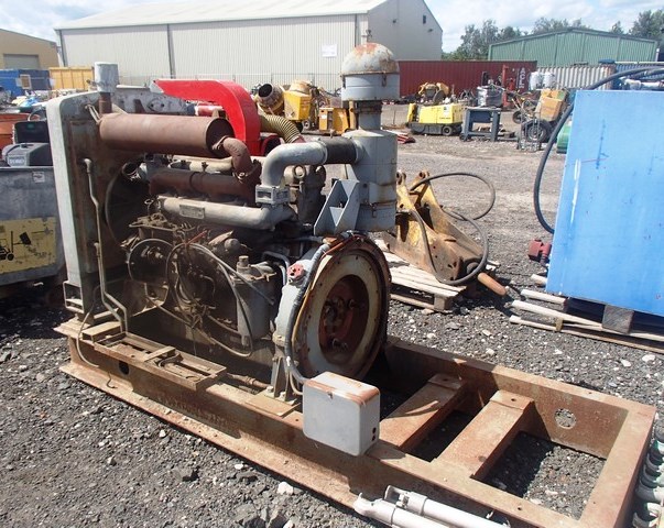 LEYLAND 680 ENGINE WITH FRAME