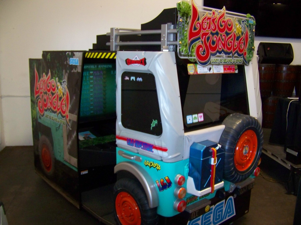 LETS GO JUNGLE DX 60" SHOOTER ARCADE GAME Item is in used condition ...