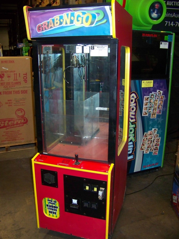 30" GRAB N GO PLUSH CLAW CRANE MACHINE I.C.E. Item is in used condition ...