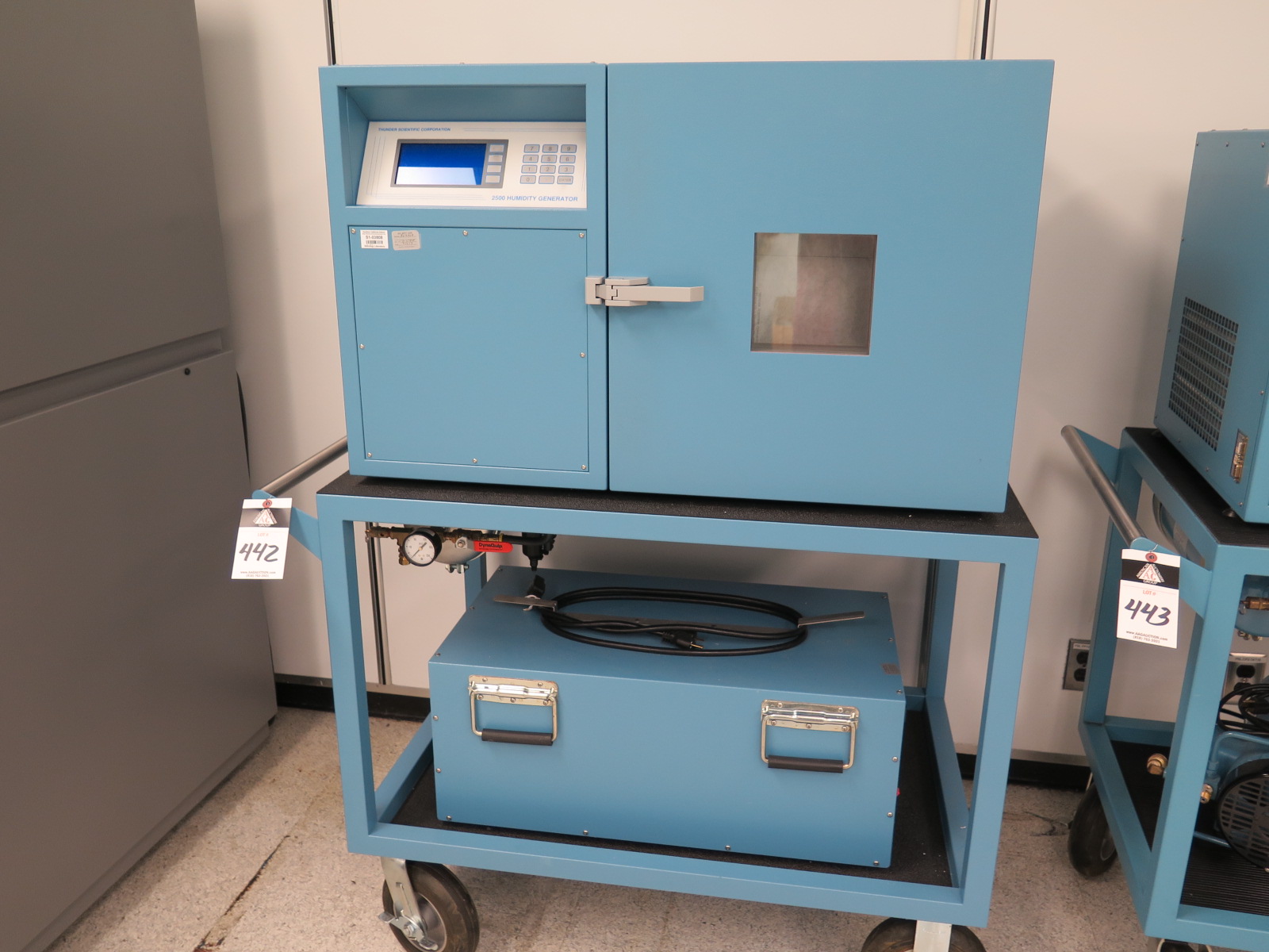 Thunder Scientific mdl. 2500ST 2-Pressure Humidity Generator Chamber s ...