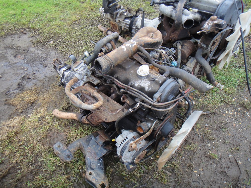 Mitsubishi L300 Engine & Box