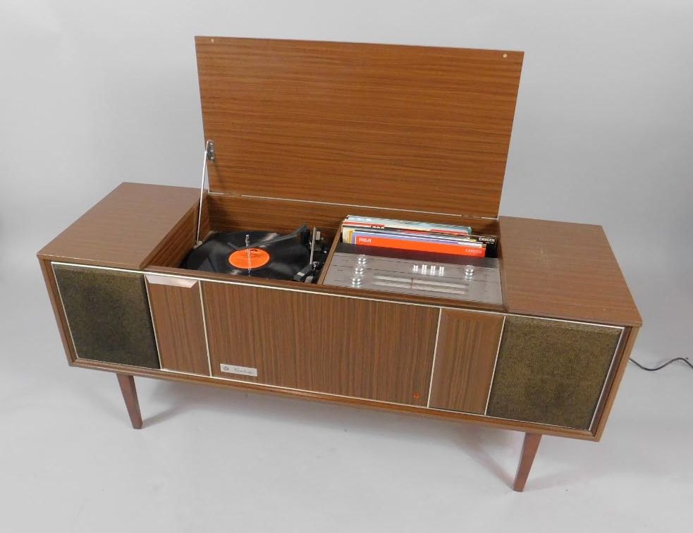 A Pye Cambridge 1970's radiogram stereogram, model 125, with radio and ...