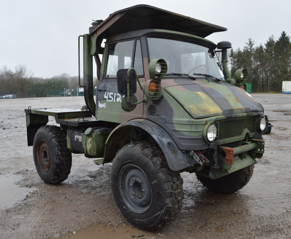 Mercedes Benz/Freightliner Unimog 419 4WD utility vehicle (Ex US Army ...