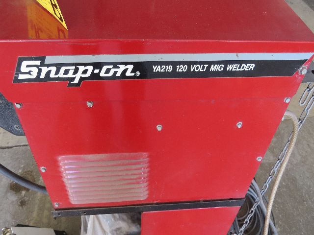Snap-On YA219 120 v, mig welder, sn C114944, 110v.
