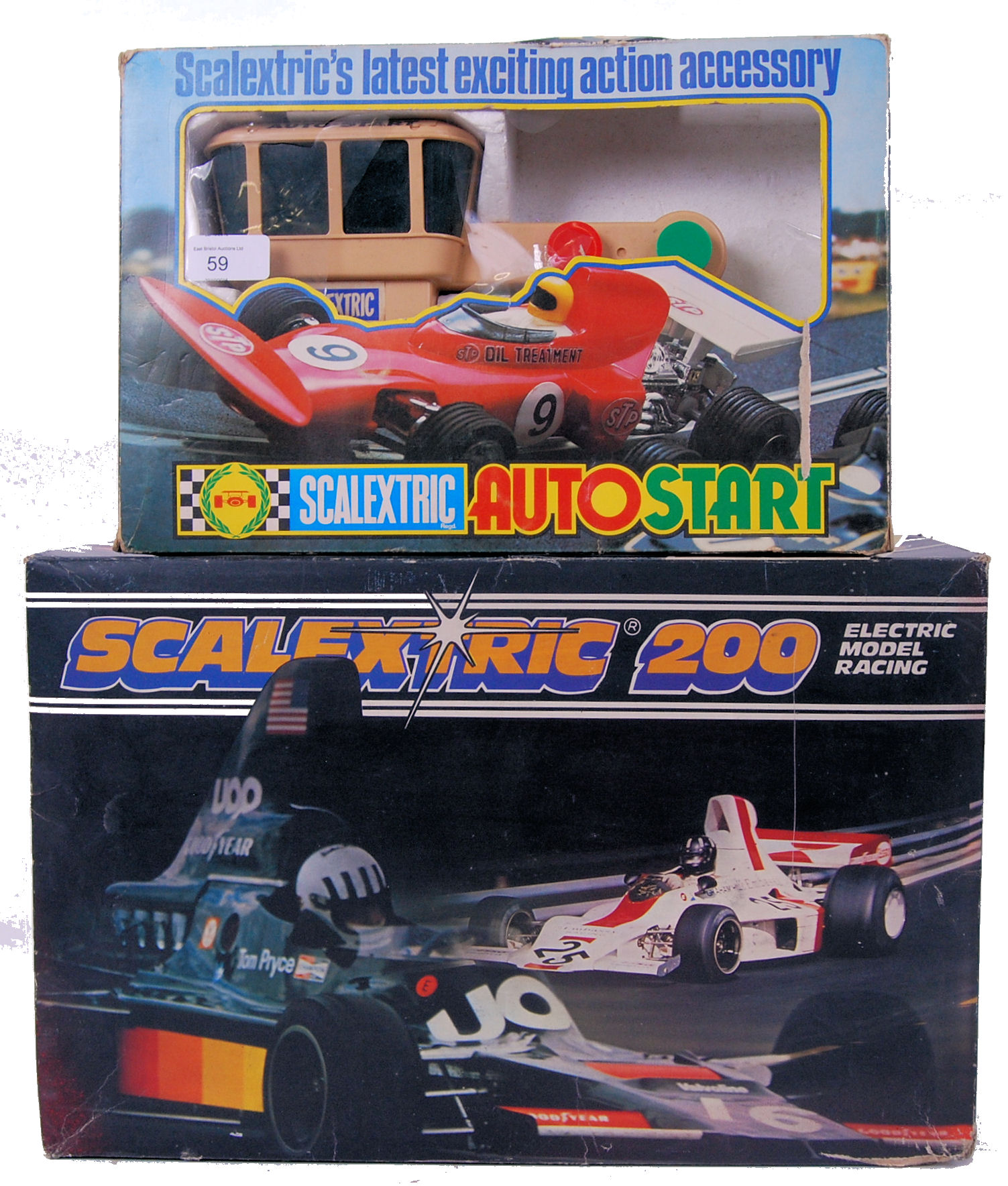 SCALEXTRIC: An original vintage Scalextric set 200 - complete with both ...