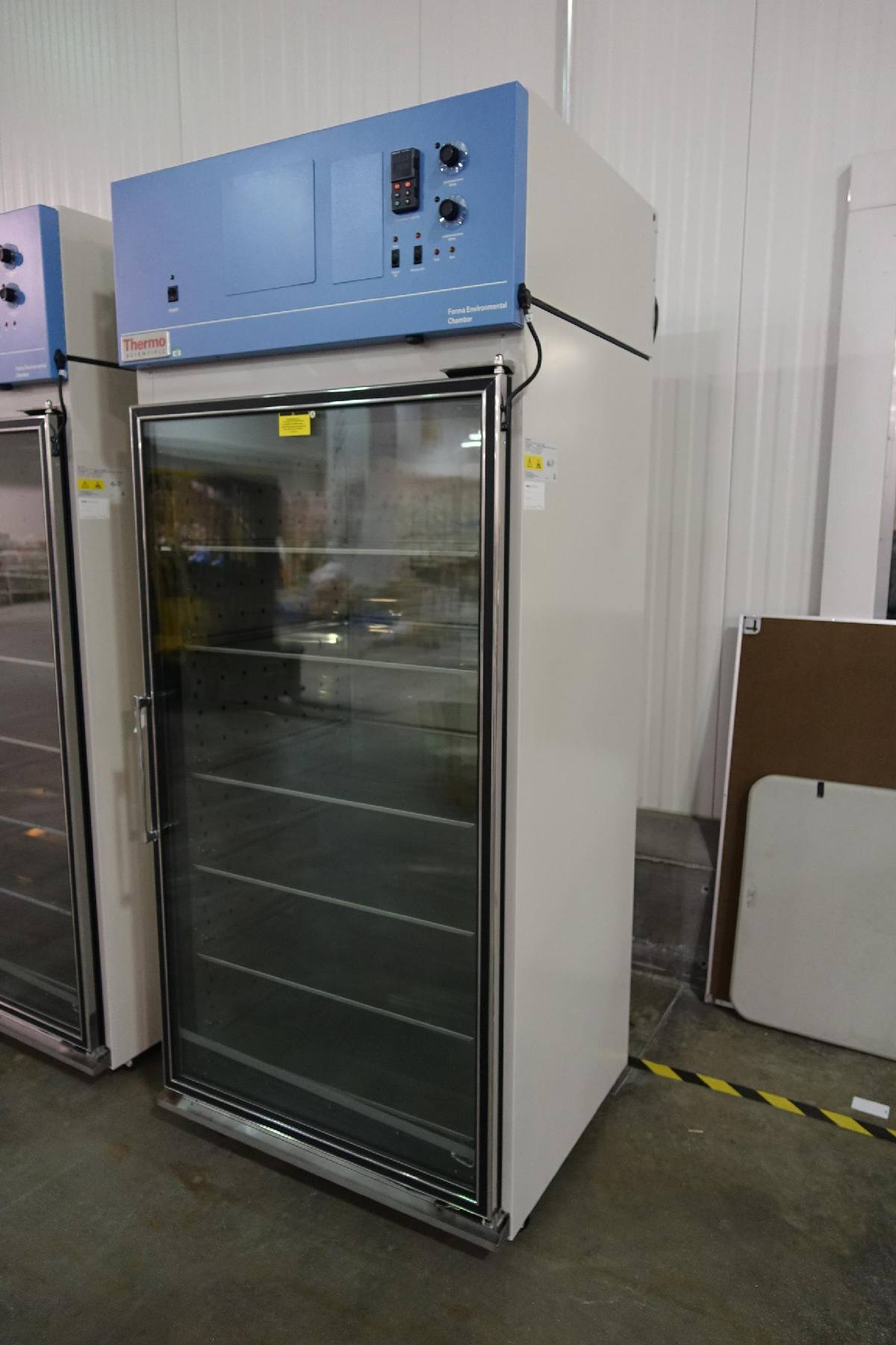 { Choice of lots: 417 } } } } } Thermo Scientific Model Forma 3920 29 ...