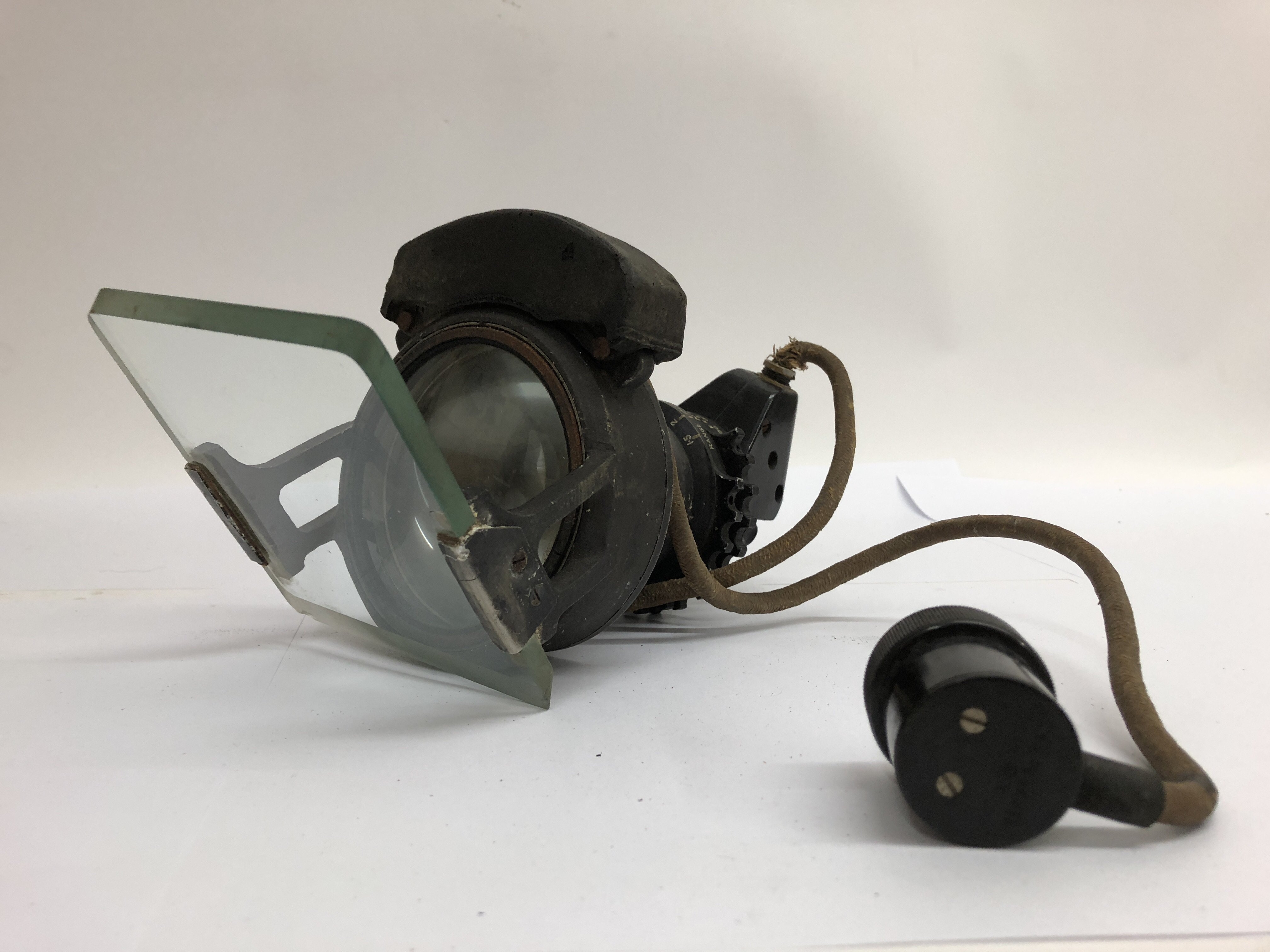 A WW2 Reflector gunsight Mark II in original case