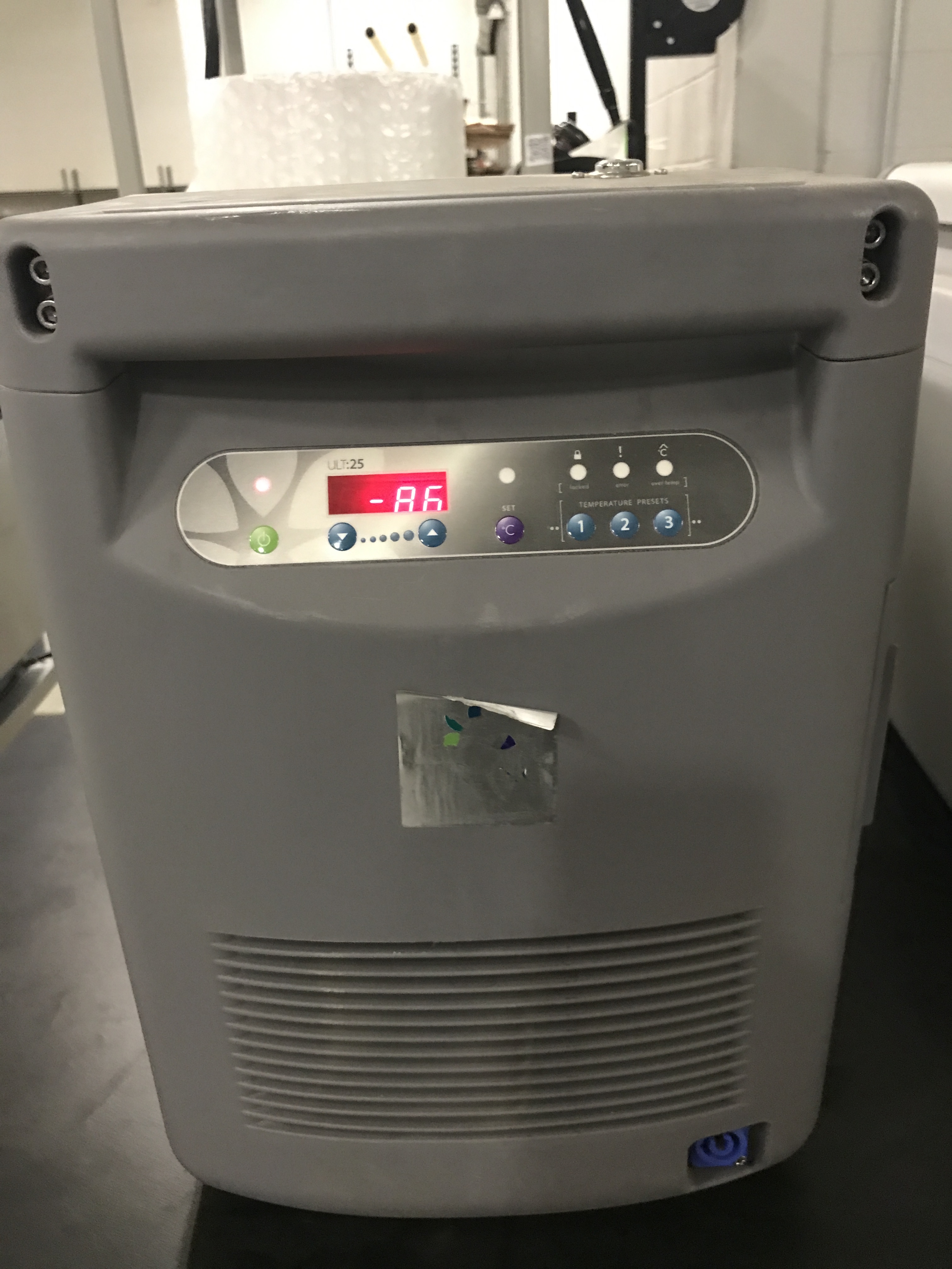 Stirling Ultracold Shuttle ULT-25N Portable Freezer , Stirling ...