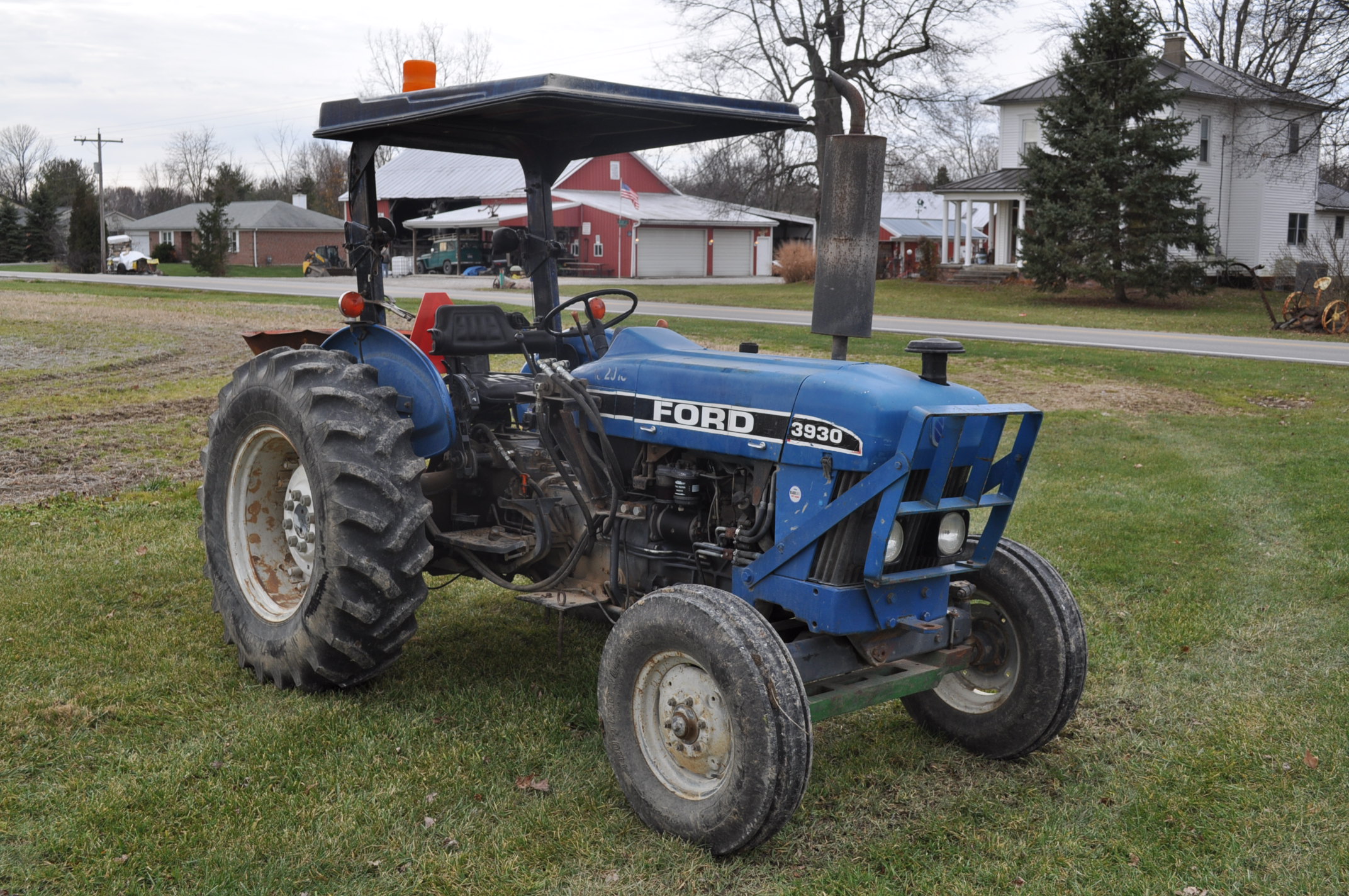 Ford 3930 2WD tractor, diesel, shuttle shift, 3 pt, 1 hyd remote, PTO ...