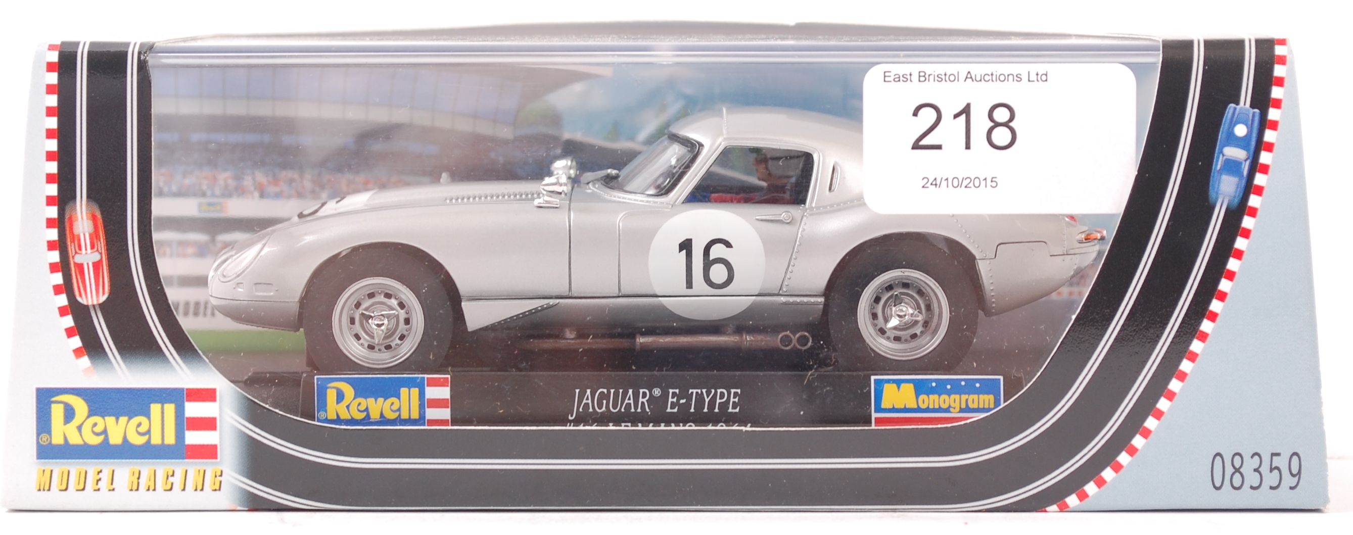 REVELL; Original Revell 08359 Jaguar E Type 1964 Scalextric style slot ...