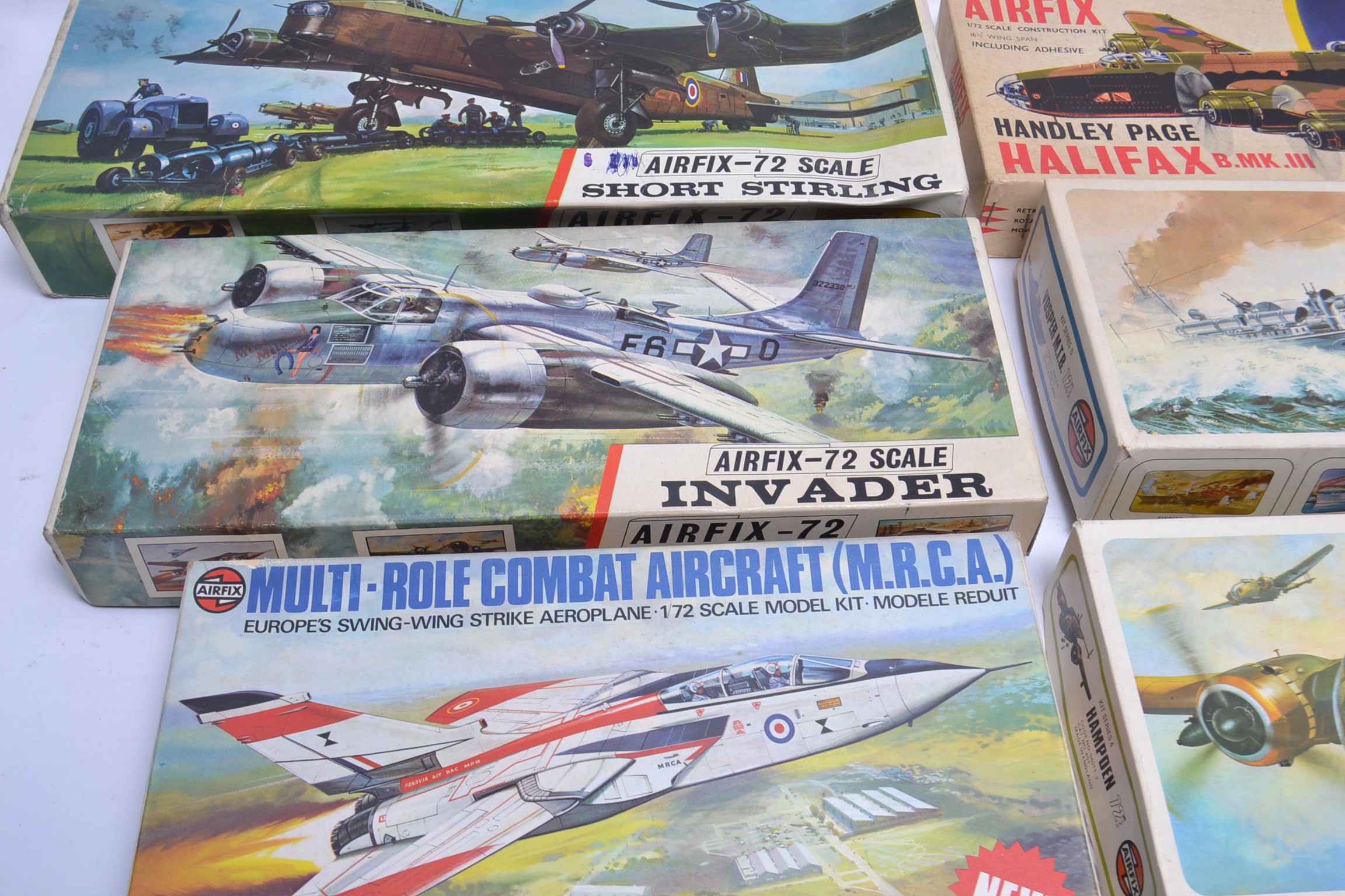 MODEL KITS; A collection of 6x original vintage Airfix model kits, each ...
