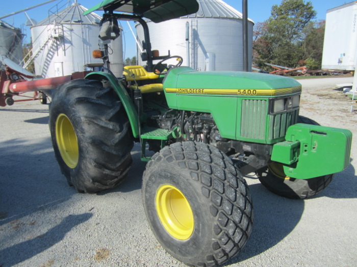 Lot 45 - Lot 45: 1993Â John Deere 5400 diesel tractor 1,294 hrs 2wd ...