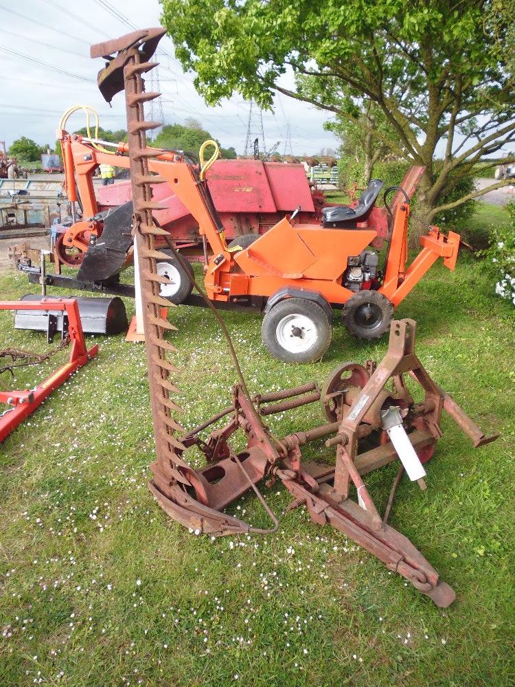 IH B23 finger bar mower for spares or repair
