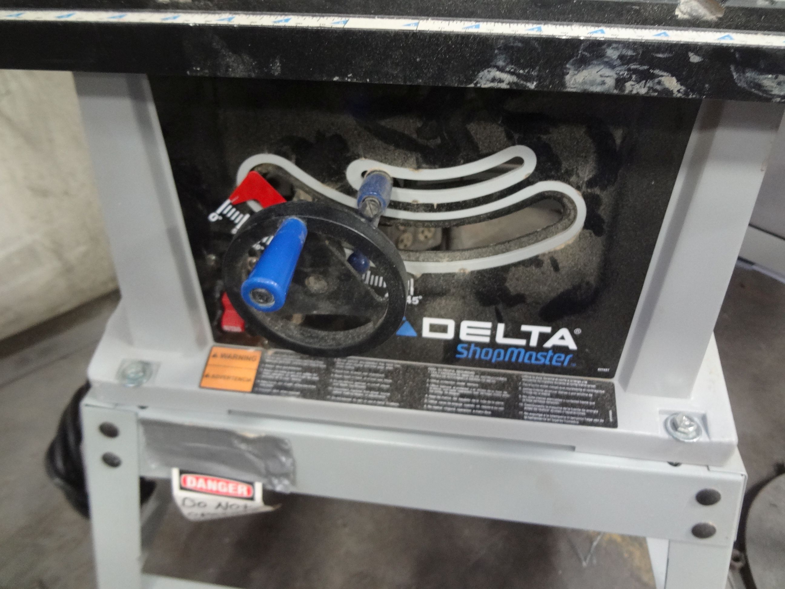 9" DELTA SHOPMASTER TABLE SAW