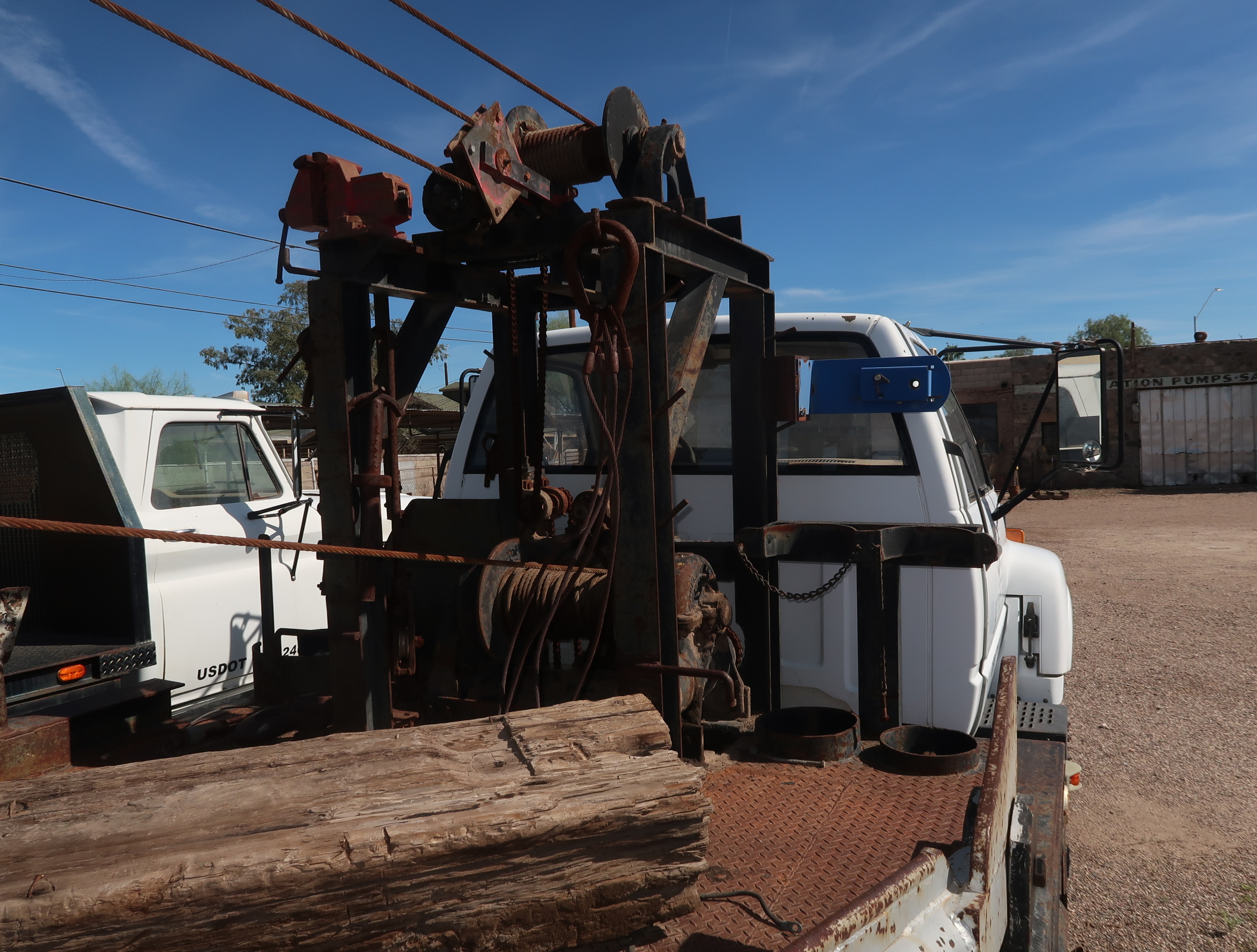 1997 CHEVY C-6500 A FRAME WINCH TRUCK (STANDARD) VIN. 1GBJ7H1P3VJ100920