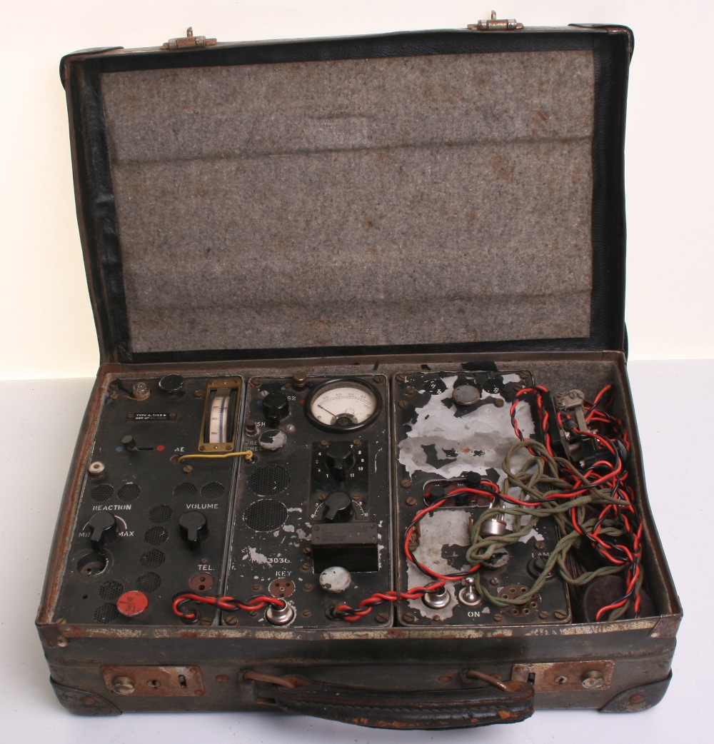 Exceedingly Rare WW2 1942 S.O.E Type A MkII Suitcase Radio, being a ...