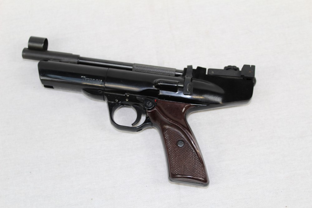 Webley & Scott 'Typhoon' .22 calibre air - Auktionen & Preisarchiv