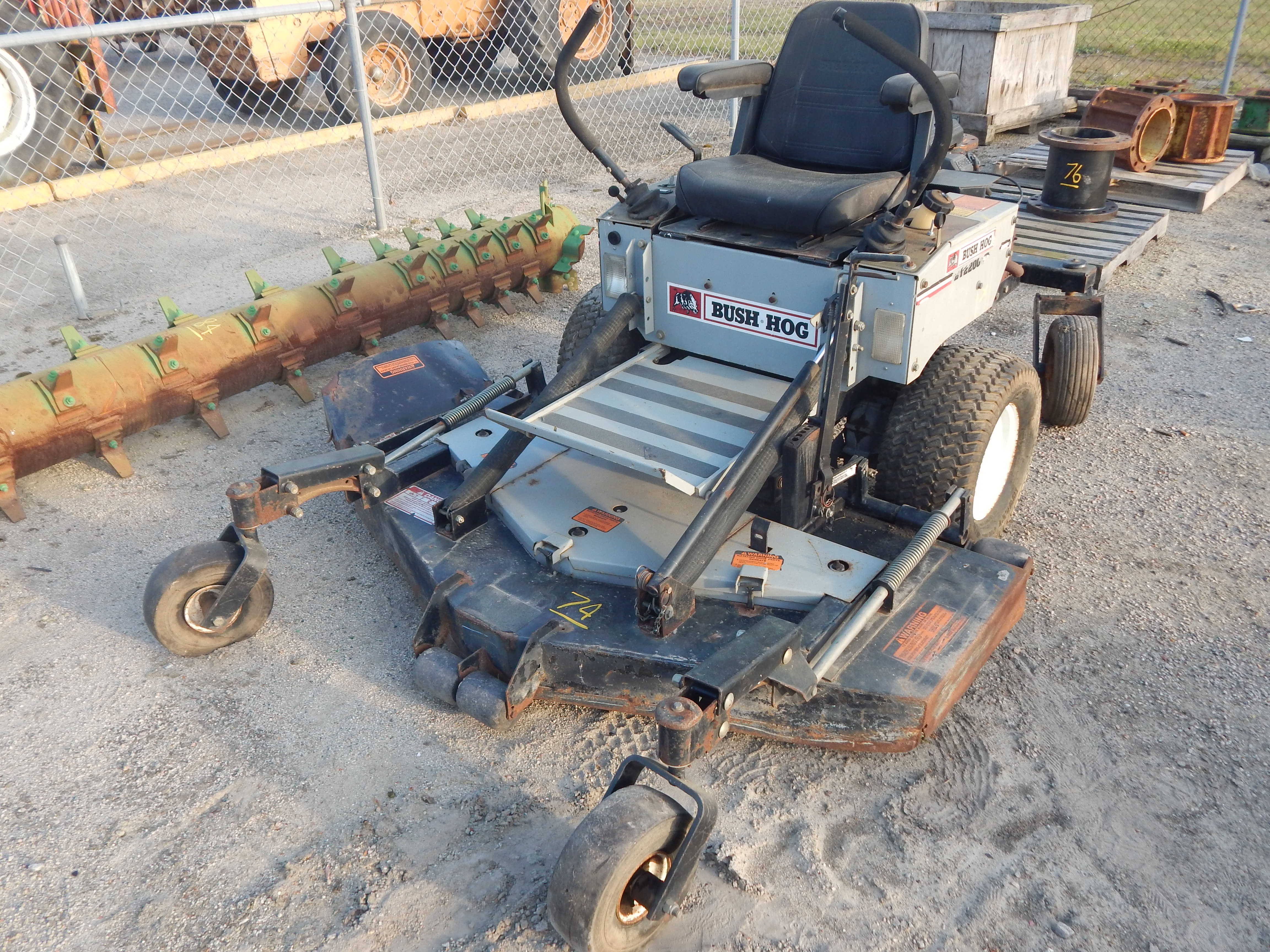 1" Bush Hog ZT 2200 60 cut front deck zero turn mower, Kohler air ...
