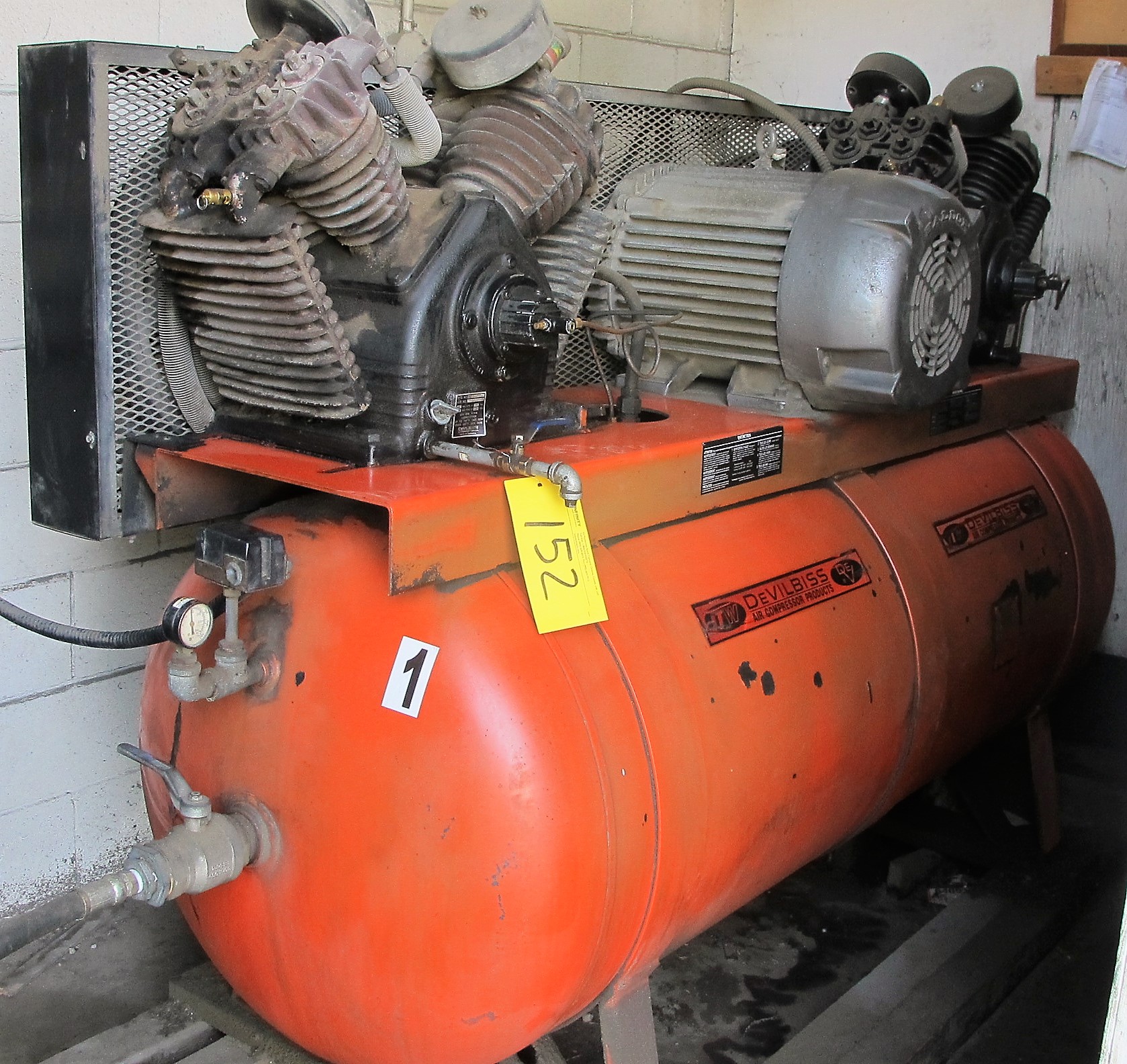 DEVILBISS, MODEL 447, 25HP TANK TYPE AIR COMPRESSOR