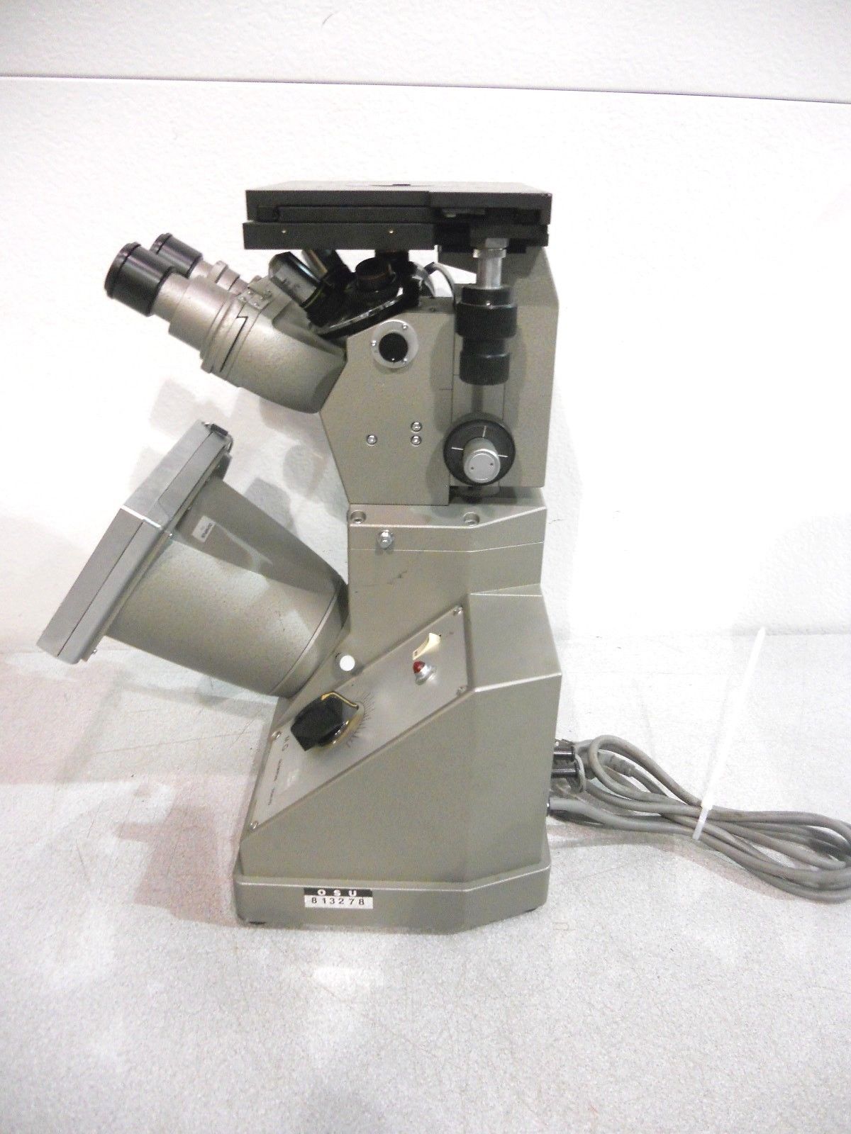 OLYMPUS MG MICROSCOPE W/ POLAROID SLOT & FOUR OBJECTIVES