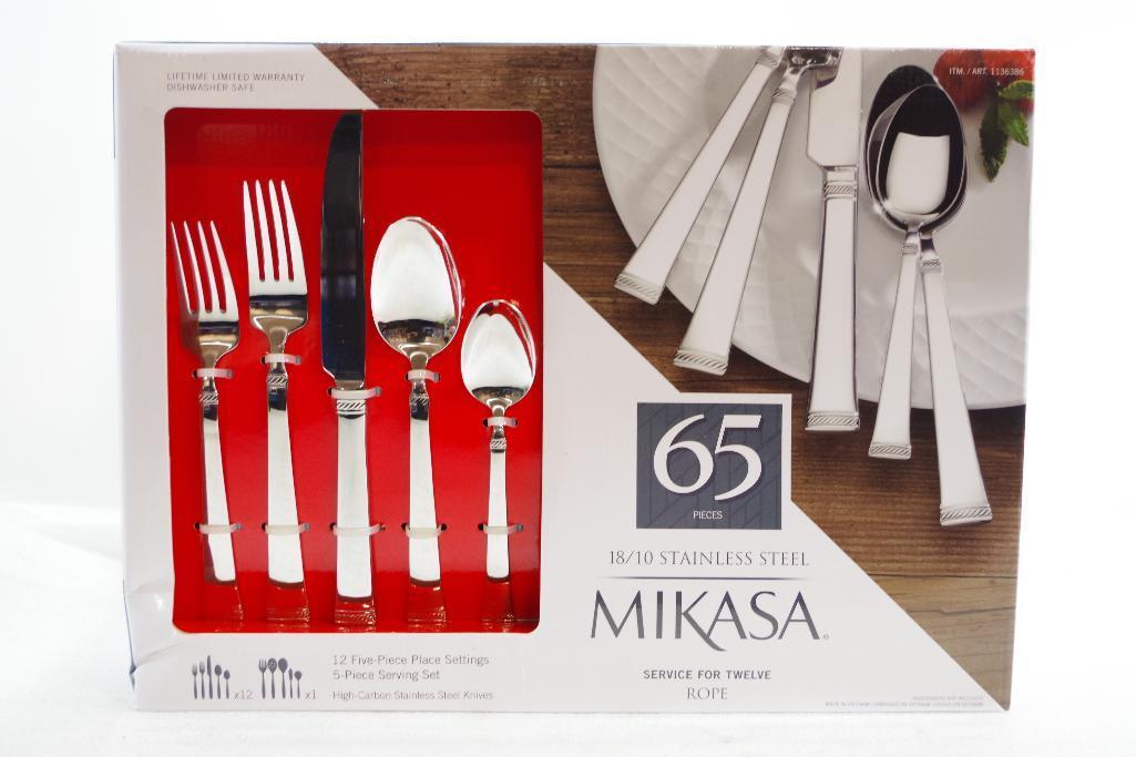 NEW MIKASA 65-Piece 18/10 Stainless Steel Silverware Set