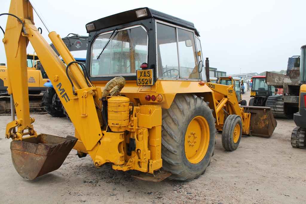 Massey Ferguson 50B Digger 2 Door X - Other Reg No : XAS352V D.F.R : 23 ...
