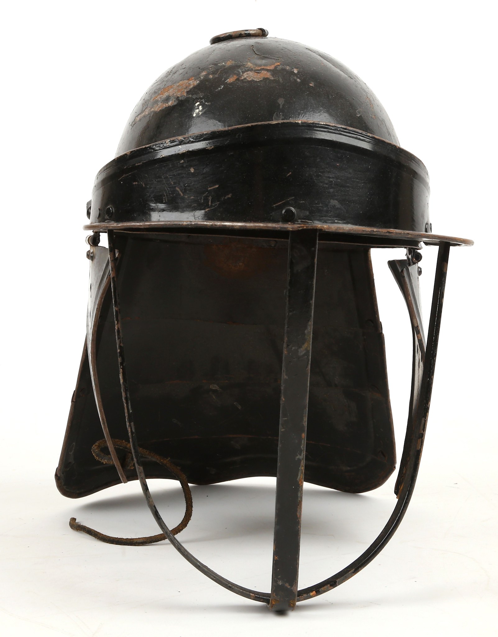 Suit of armour, Cromwellian Roundhead, helmet with lobster tail guard ...