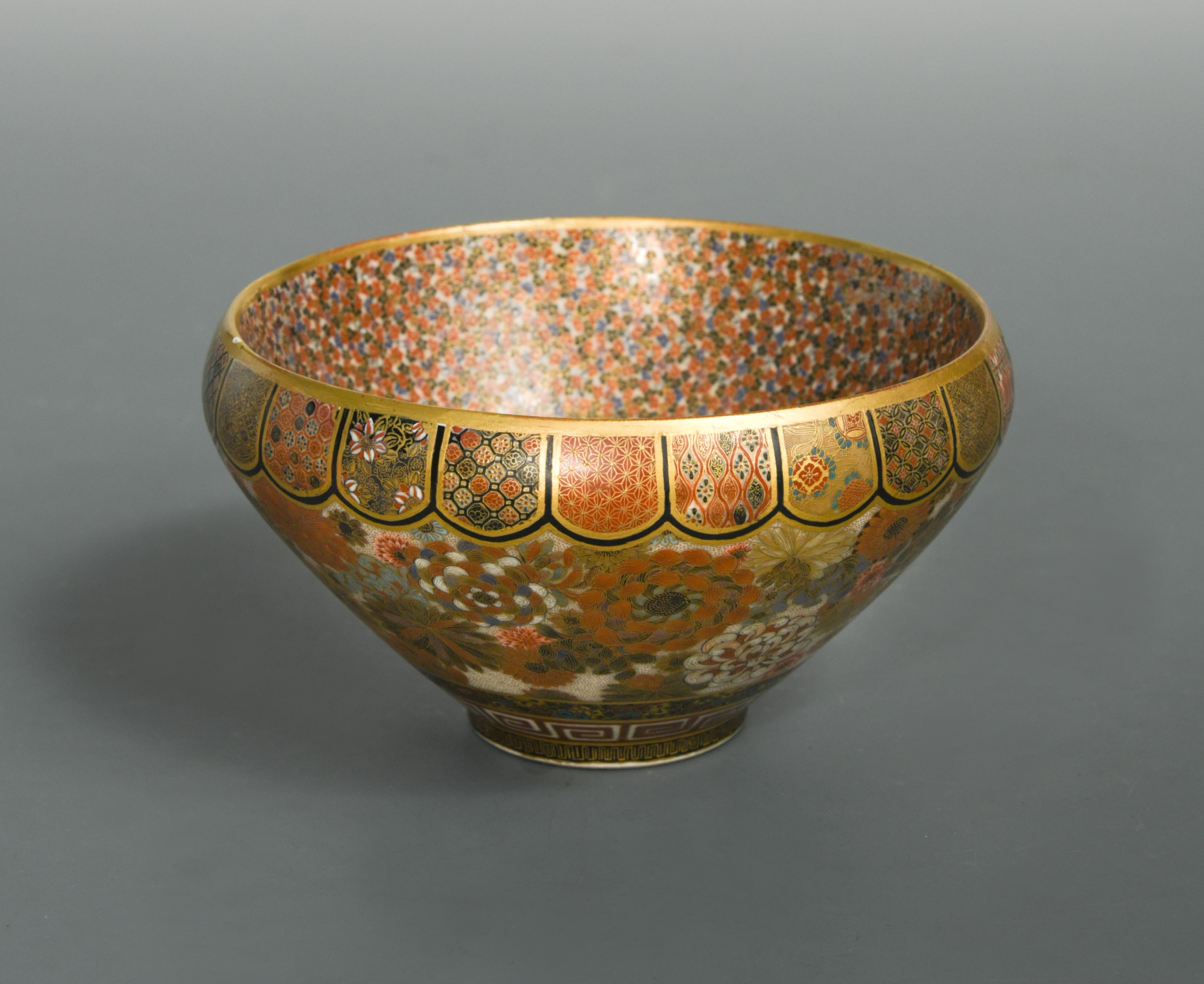 A Japanese earthenware bowl, Meiji Period (1868-1912), in - Cheffins ...