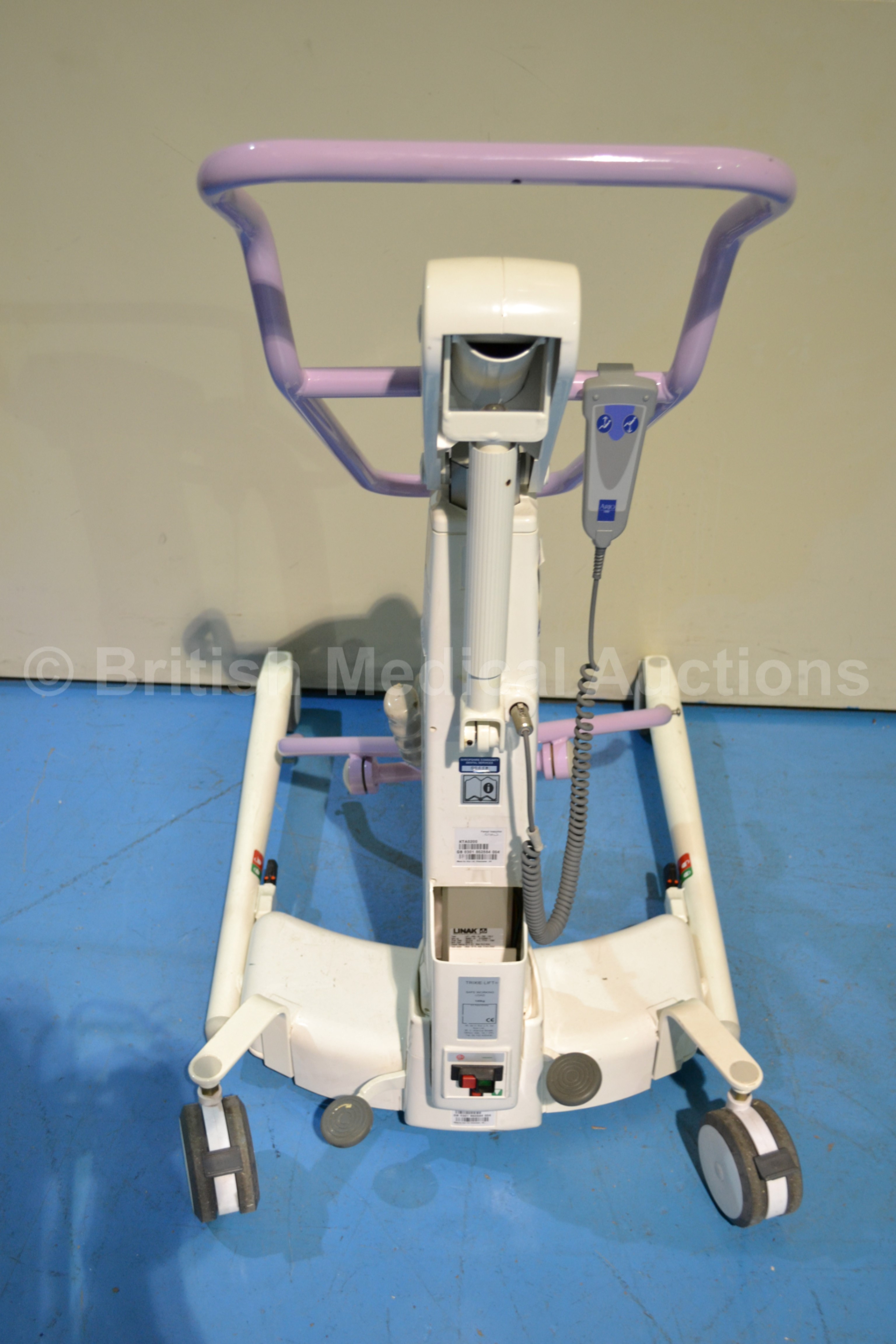 Arjo Trixie Lift Electric Patient Hoist with Controller (Untested Due ...