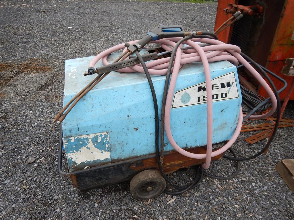 KEW 1500 pressure washer