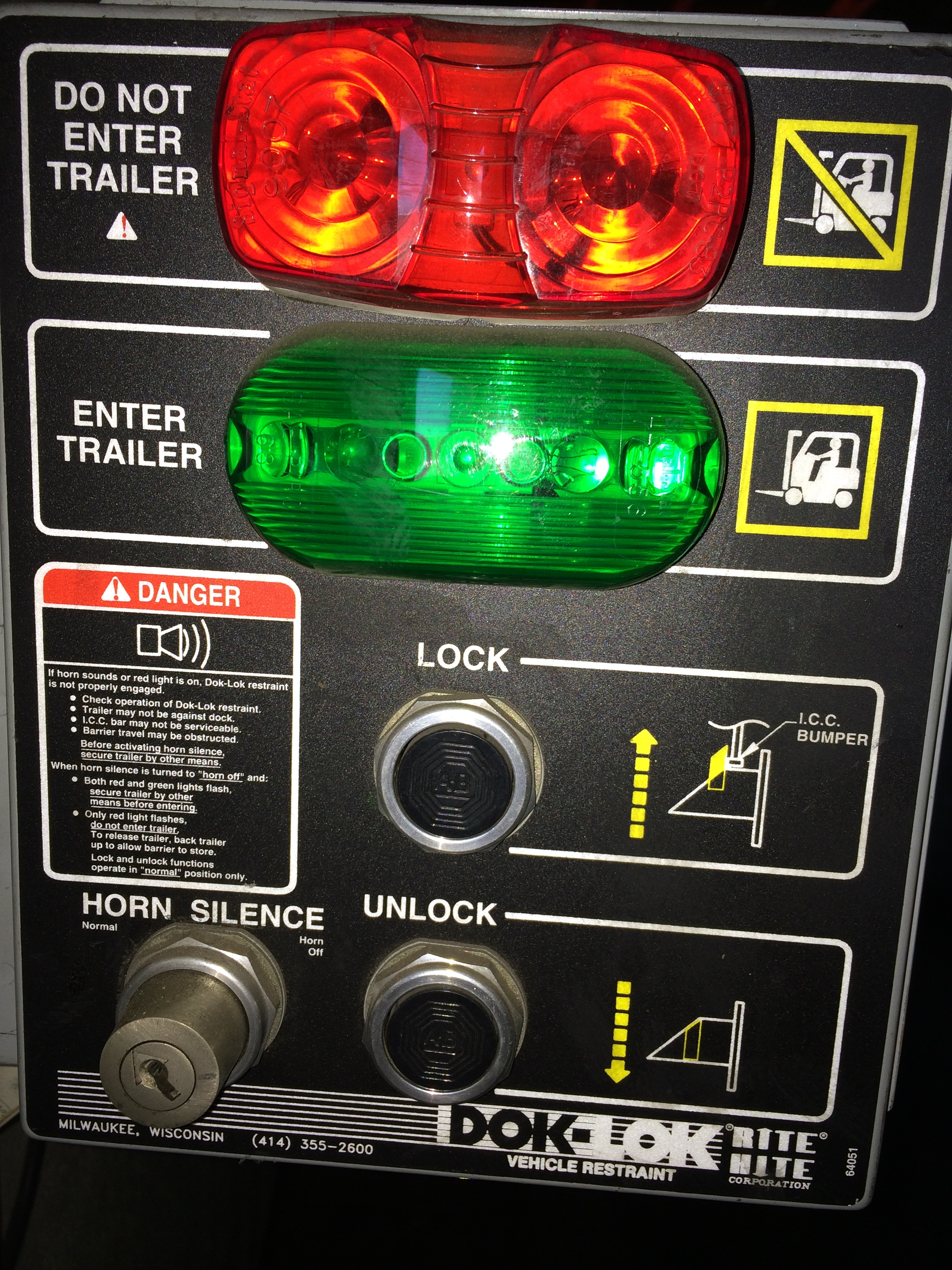 DOK-LOK VEHICLE RESTRAINT, RITE HITE ADL-400